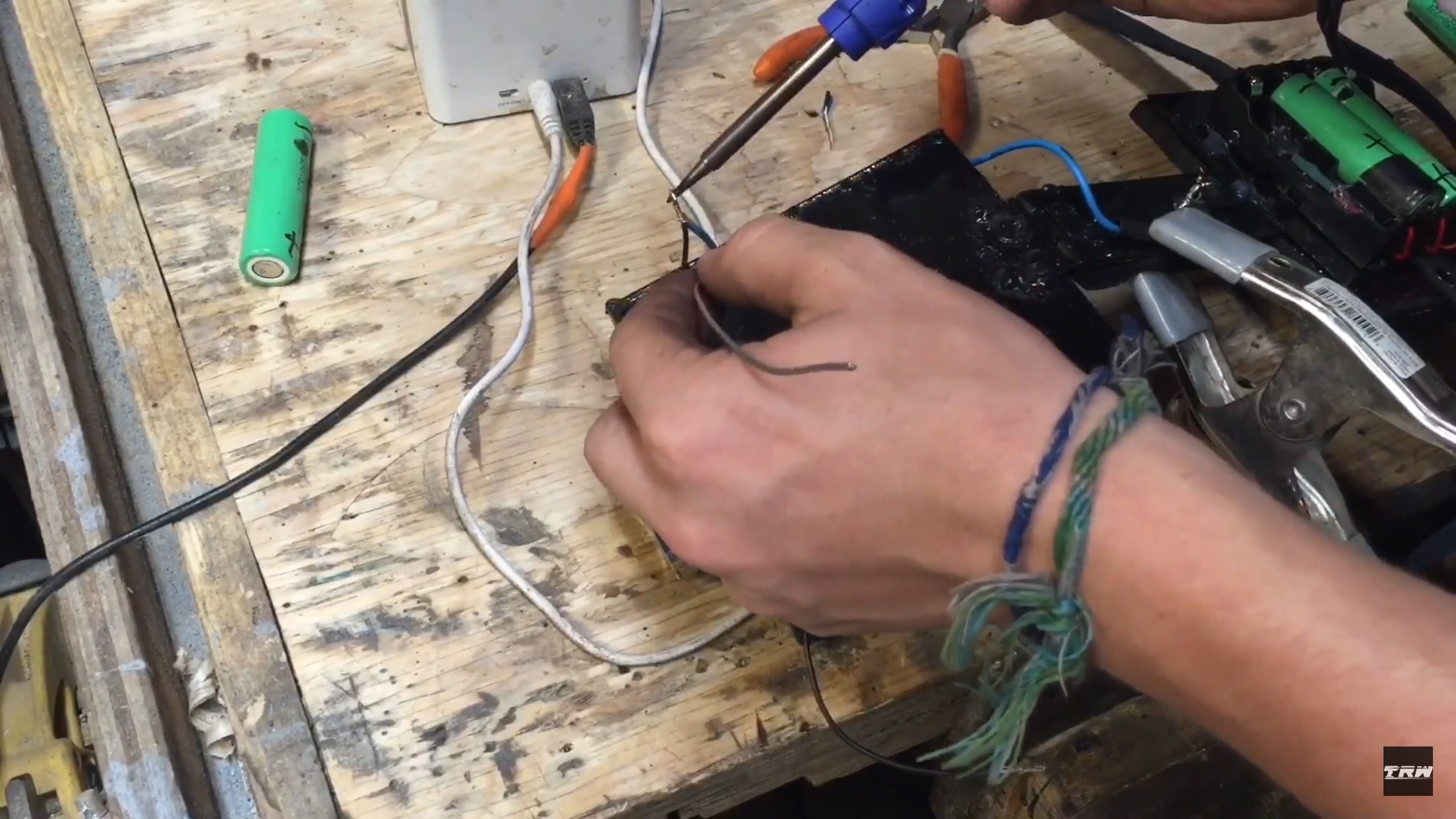 Electromagnetic Gauntlet : 7 Steps (with Pictures) - Instructables