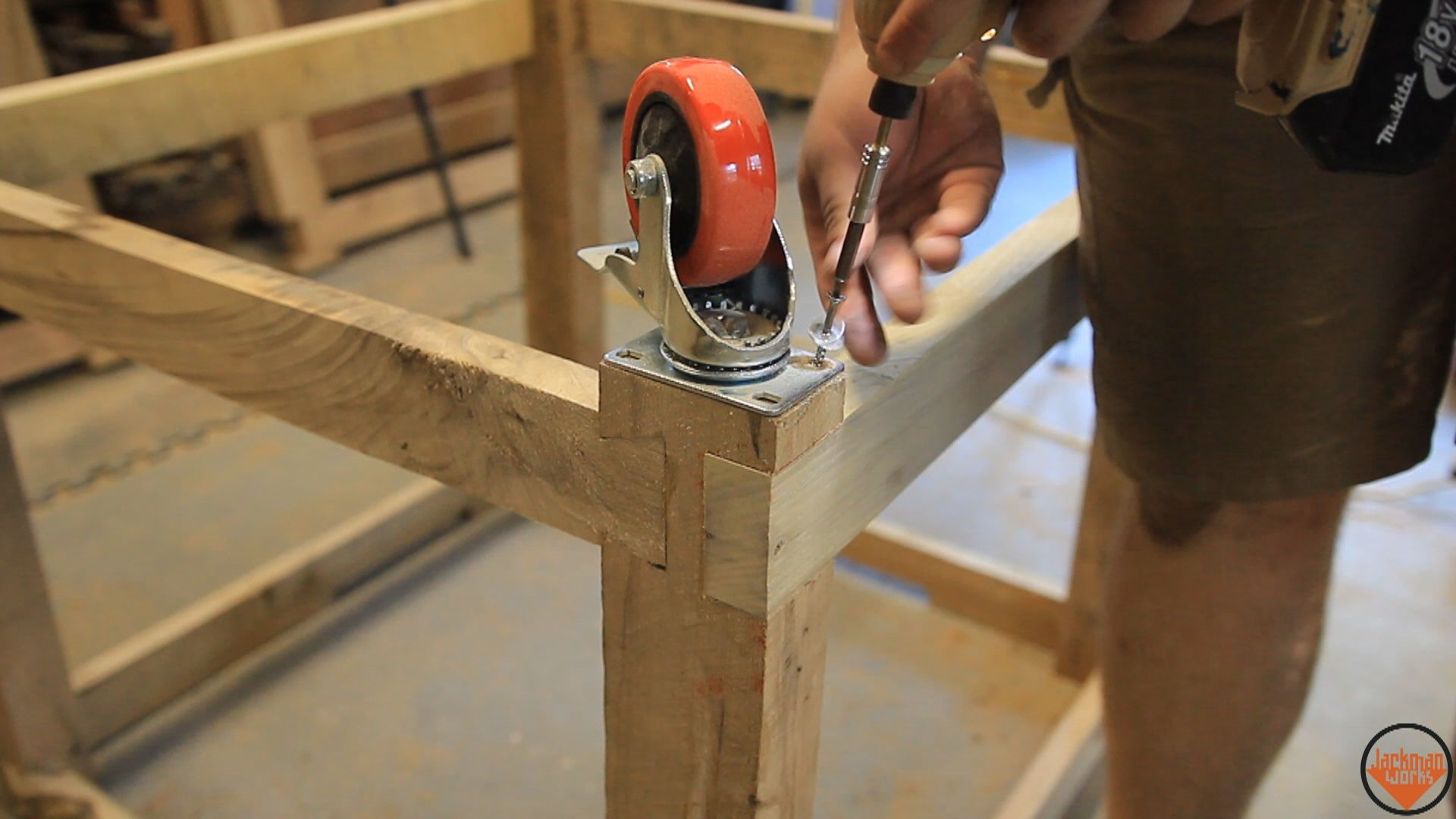 Pallet Wood Workbenches : 10 Steps (with Pictures) - Instructables