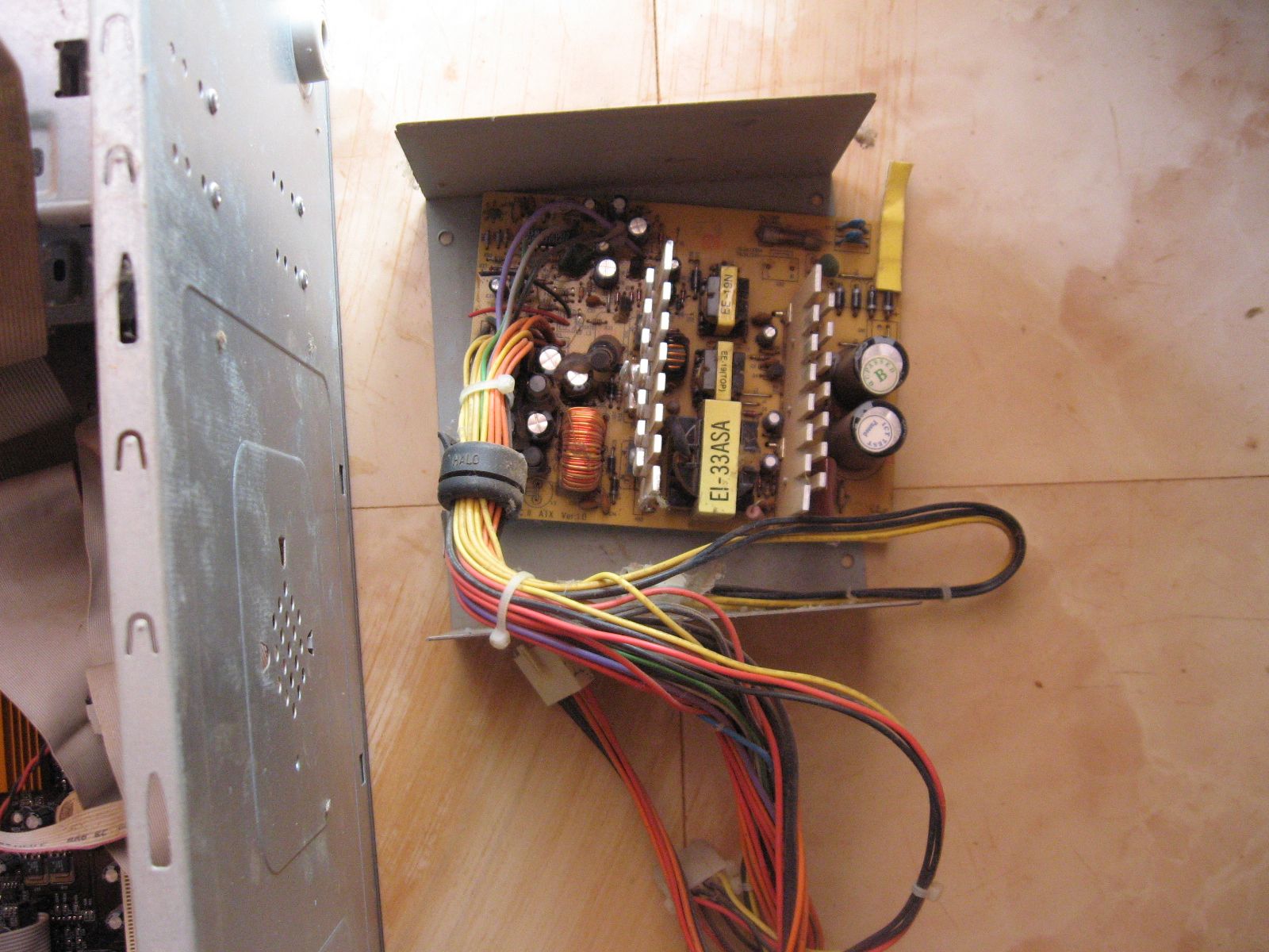 Home-made Incubator From Reclaimed Desktop Computer Case : 8 Steps ...