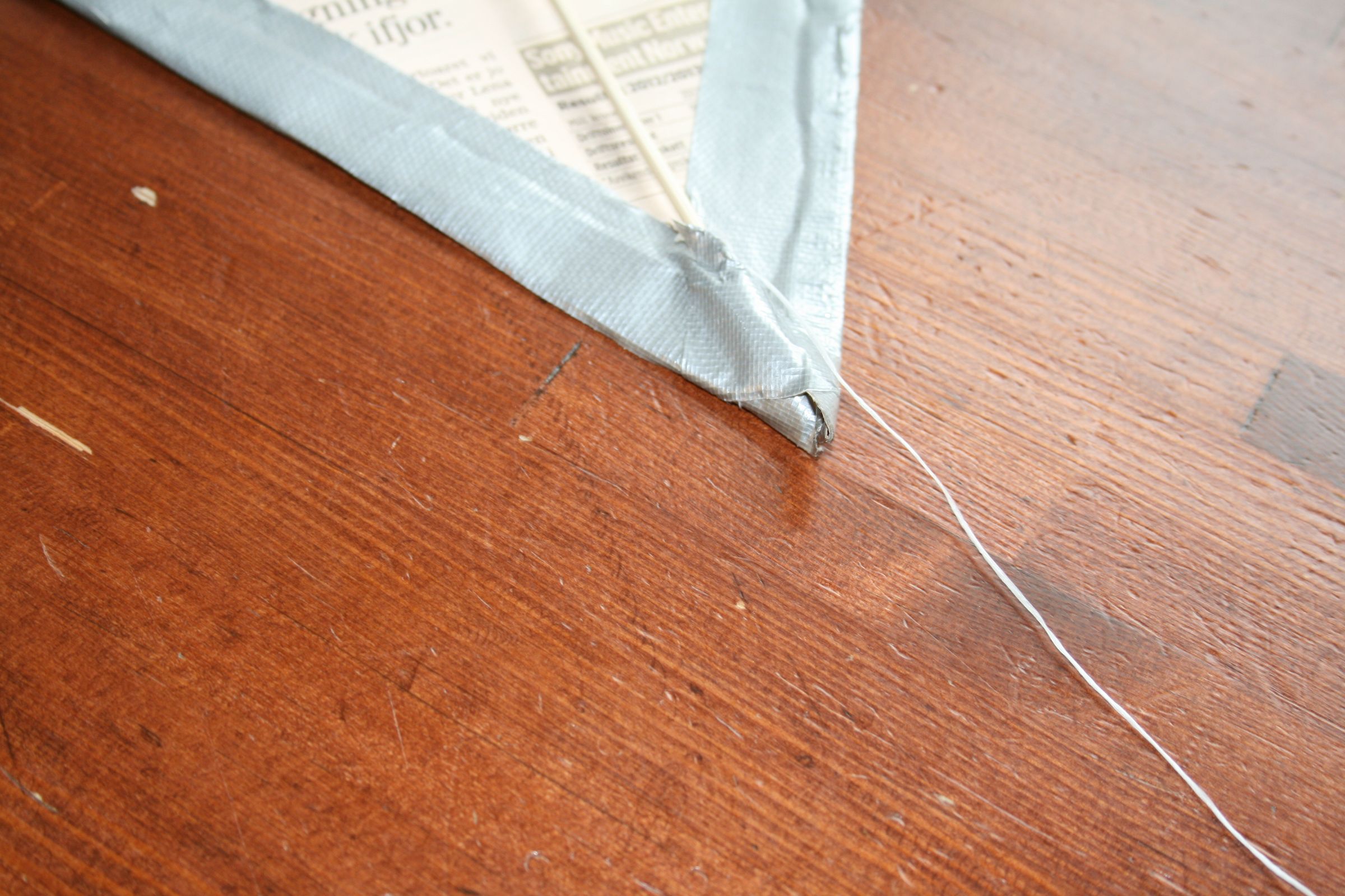 Duct Tape Kite! : 9 Steps - Instructables