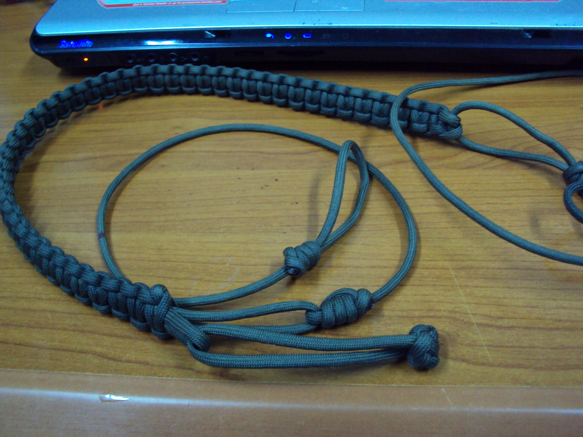 Paracord/Water Bottle Canteen Strap : 6 Steps - Instructables