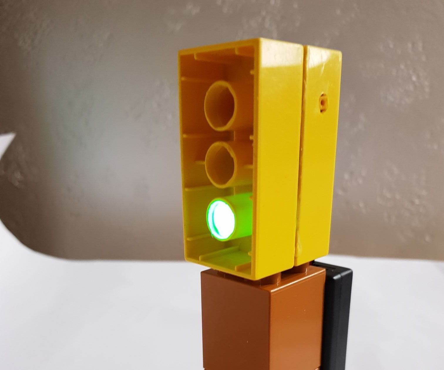 Toy Traffic Light With Arduino Nano : 5 Steps (with Pictures ...