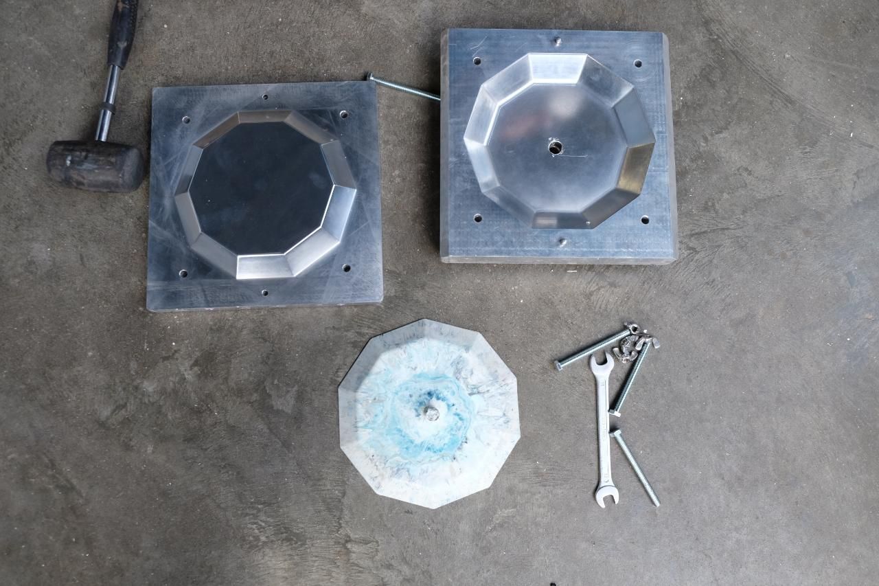 Making a Plate From Recycled Plastic : 12 Steps (with Pictures ...