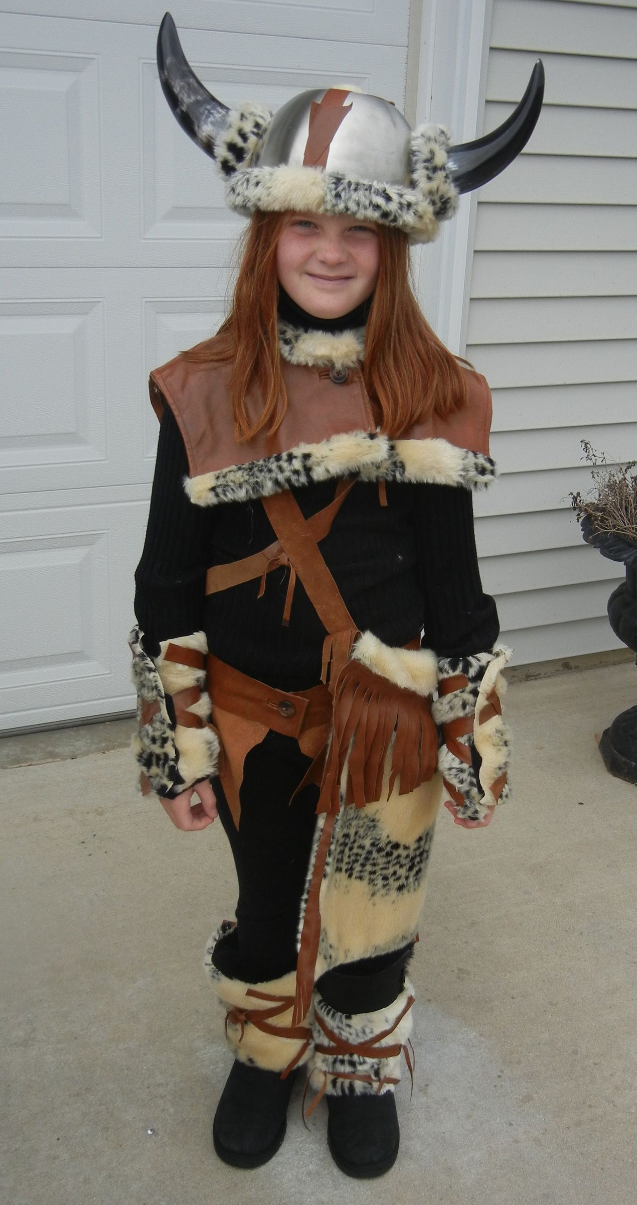 EASY VIKING COSTUME: No Sewing Involved : 6 Steps (with Pictures ...