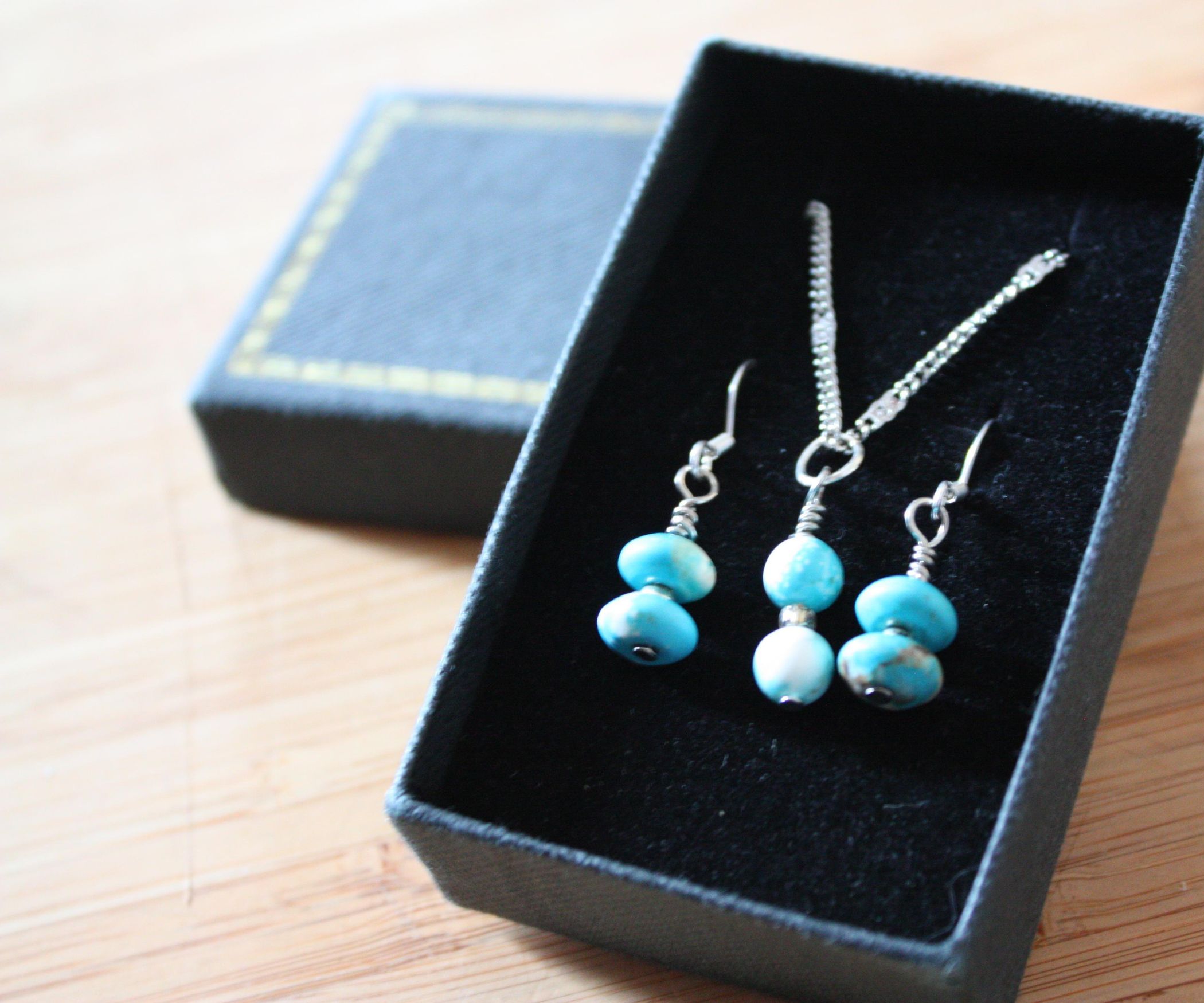Simple Yet Elegant Jewelry Set : 6 Steps - Instructables