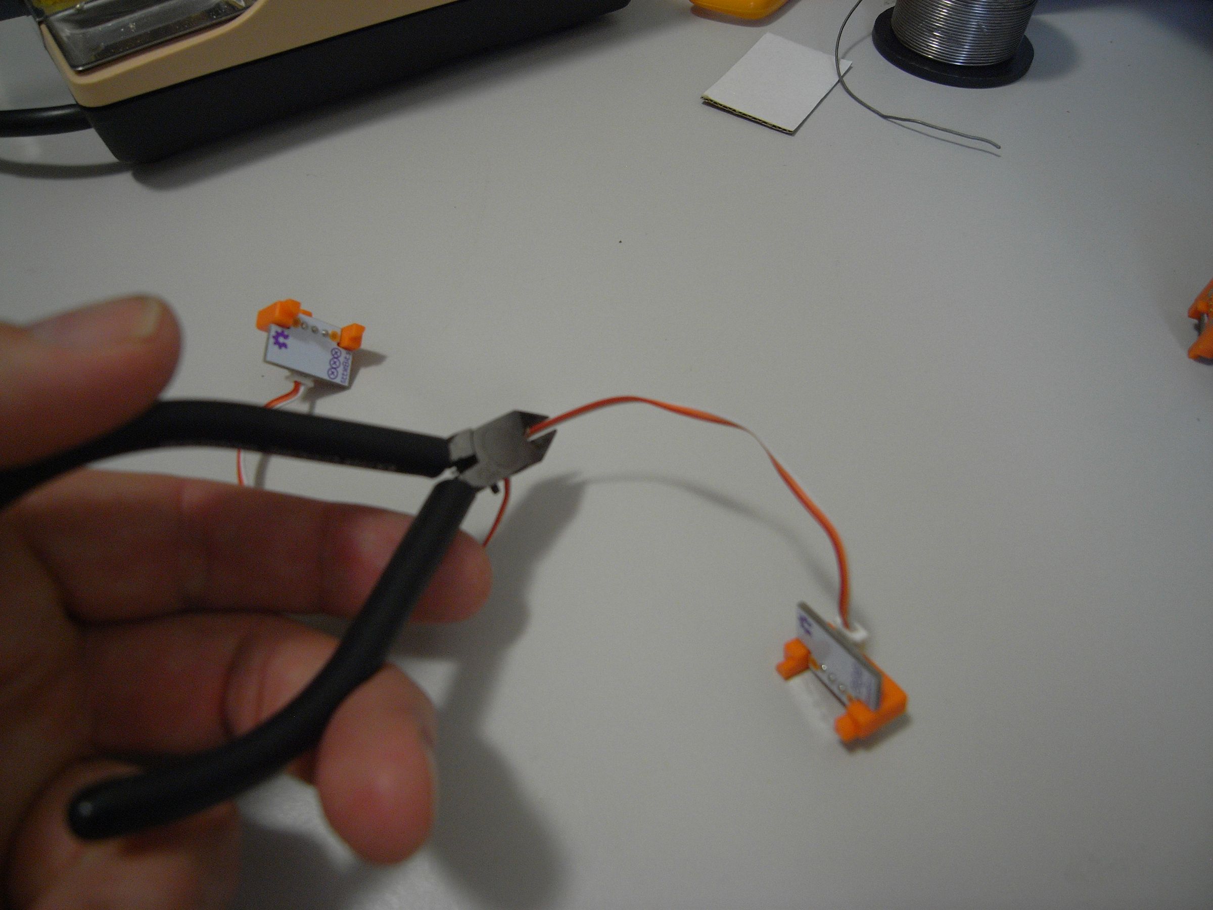 LittleBits 'Bread-bit' to Prototype Your Own Bit! : 11 Steps ...
