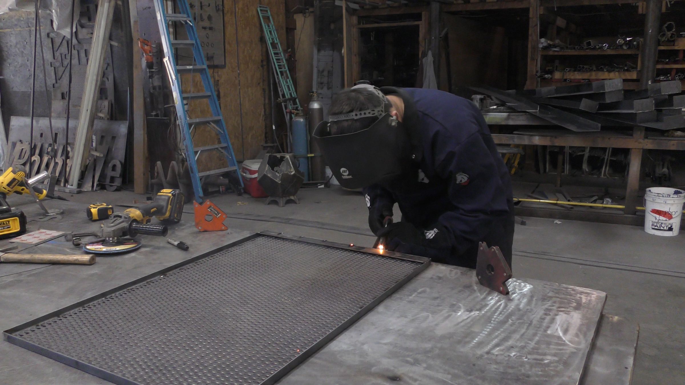 Stud Mounted Sign With 3D Printed Letters : 17 Steps (with Pictures ...