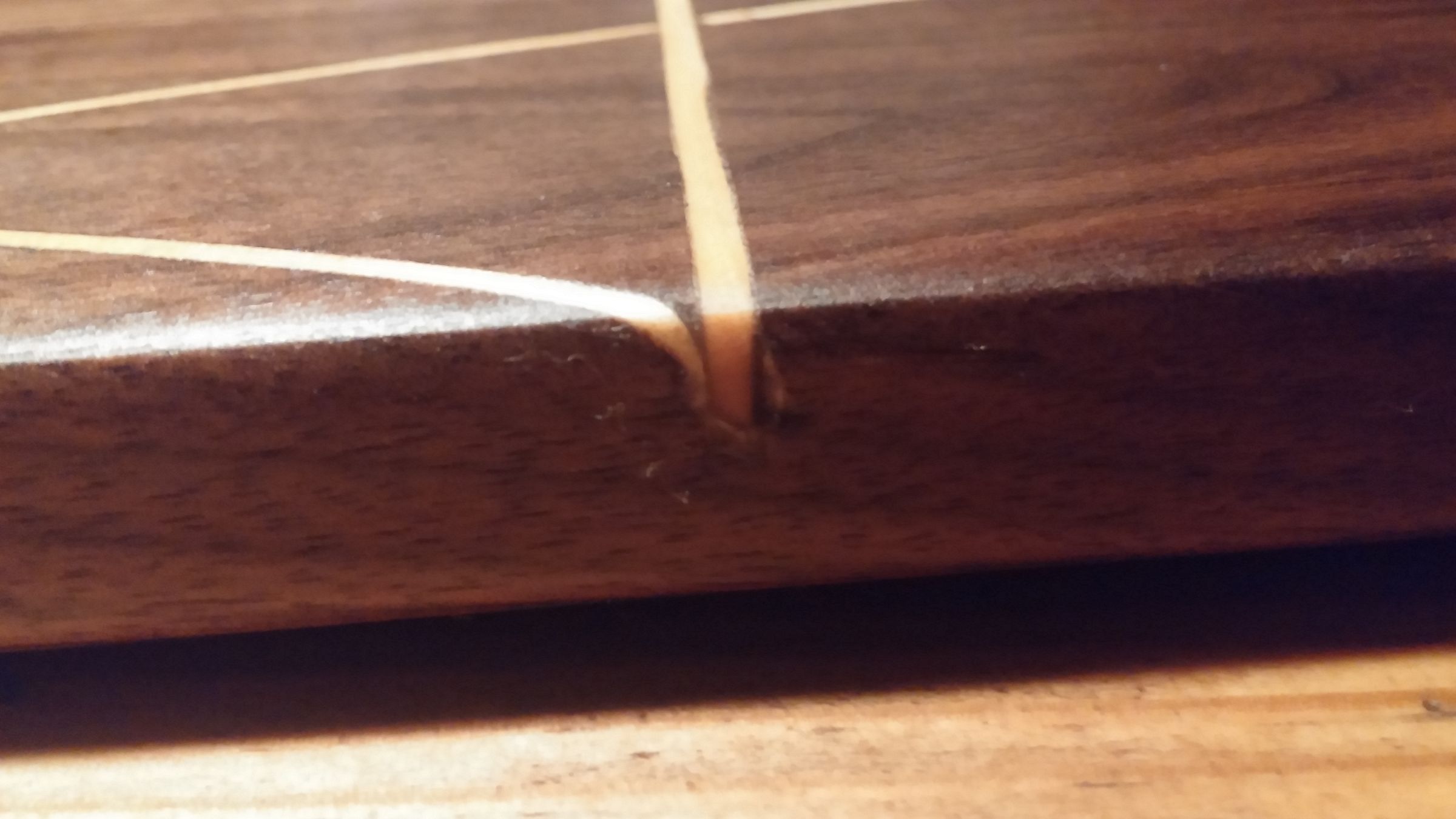 Cutting Board Out of Black Walnut and 2x4 Inlay : 6 Steps - Instructables