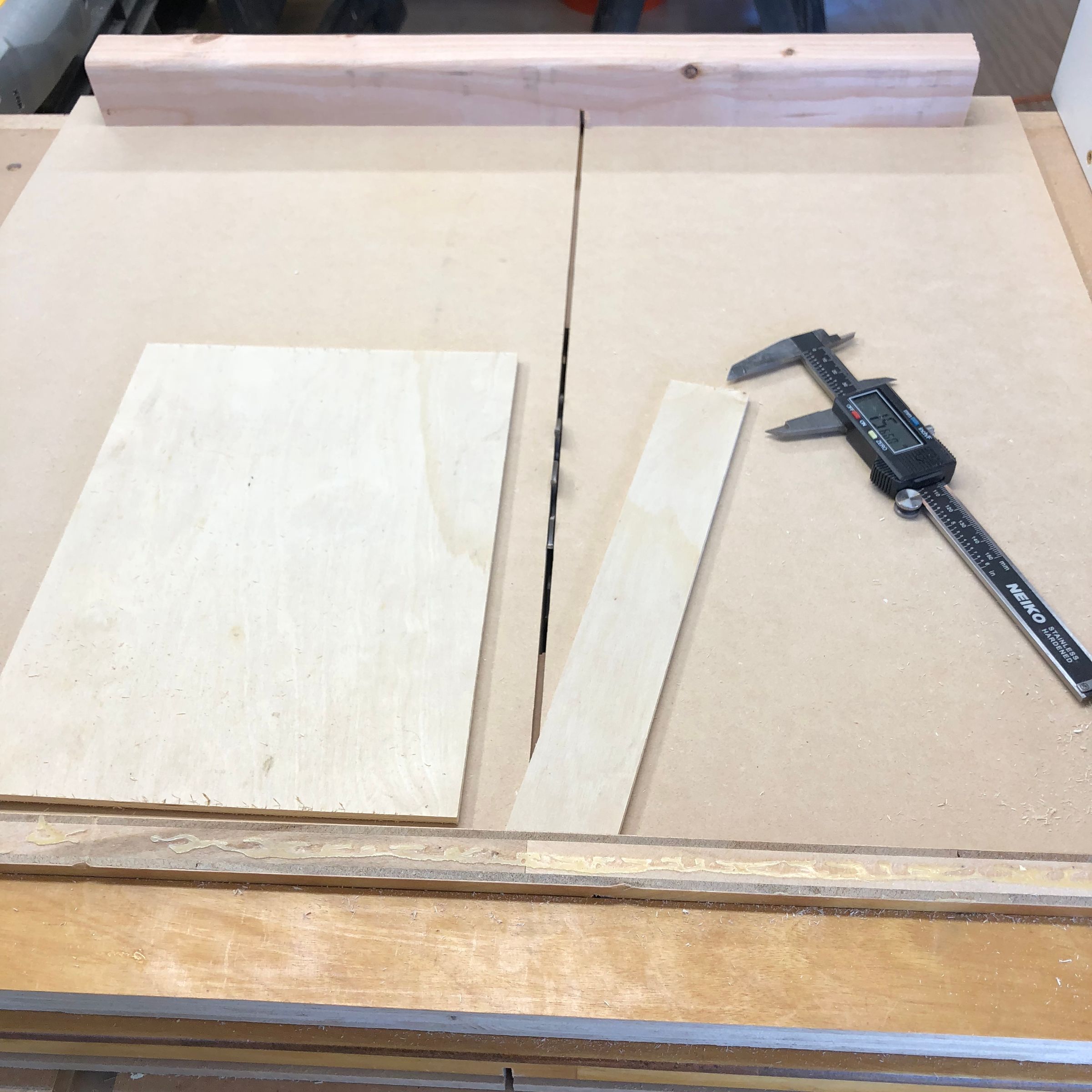 Easy Table Saw Sled : 16 Steps (with Pictures) - Instructables
