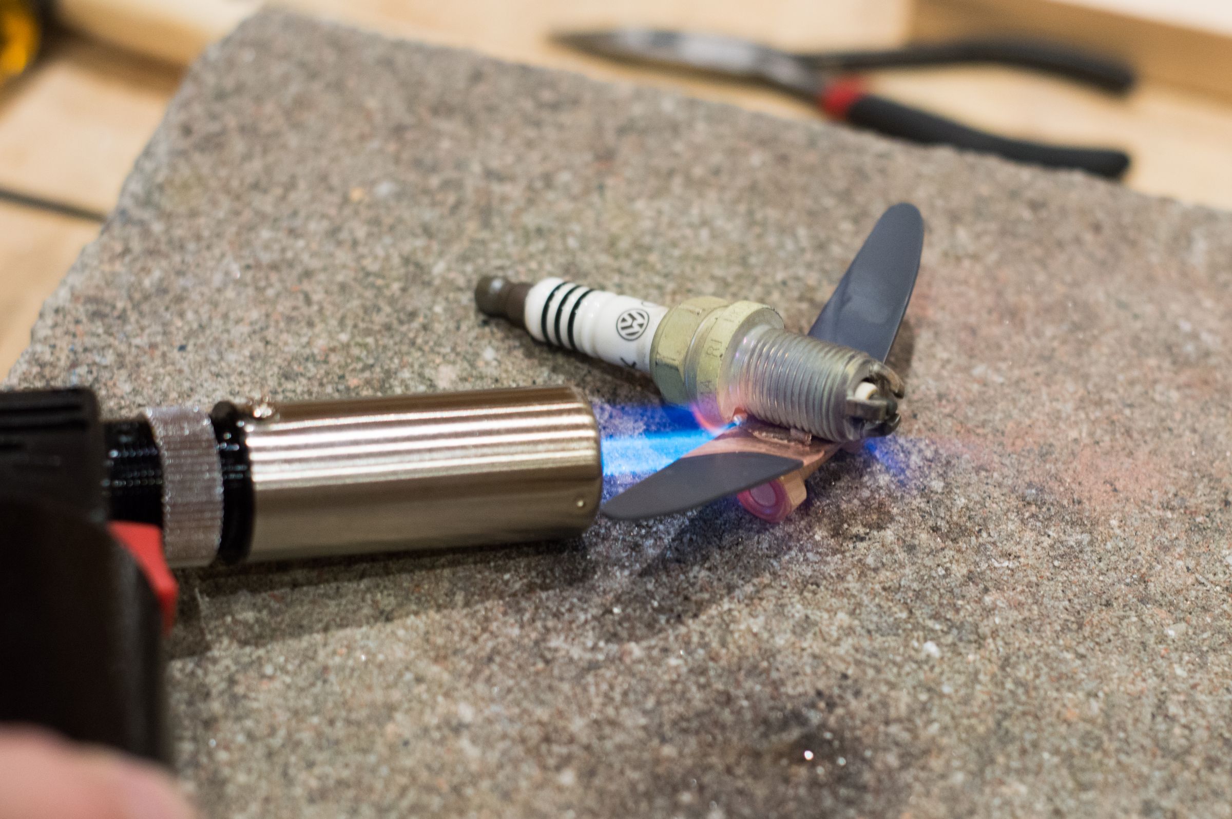 No-Weld Spark Plug Aeroplane : 9 Steps (with Pictures) - Instructables