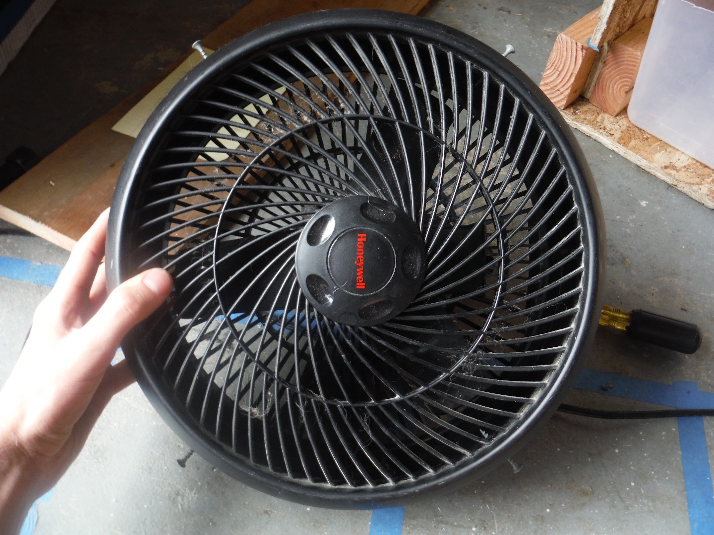 Mega Swampy: a Large, Economical Swamp Cooler Powerful Enough to Cool ...