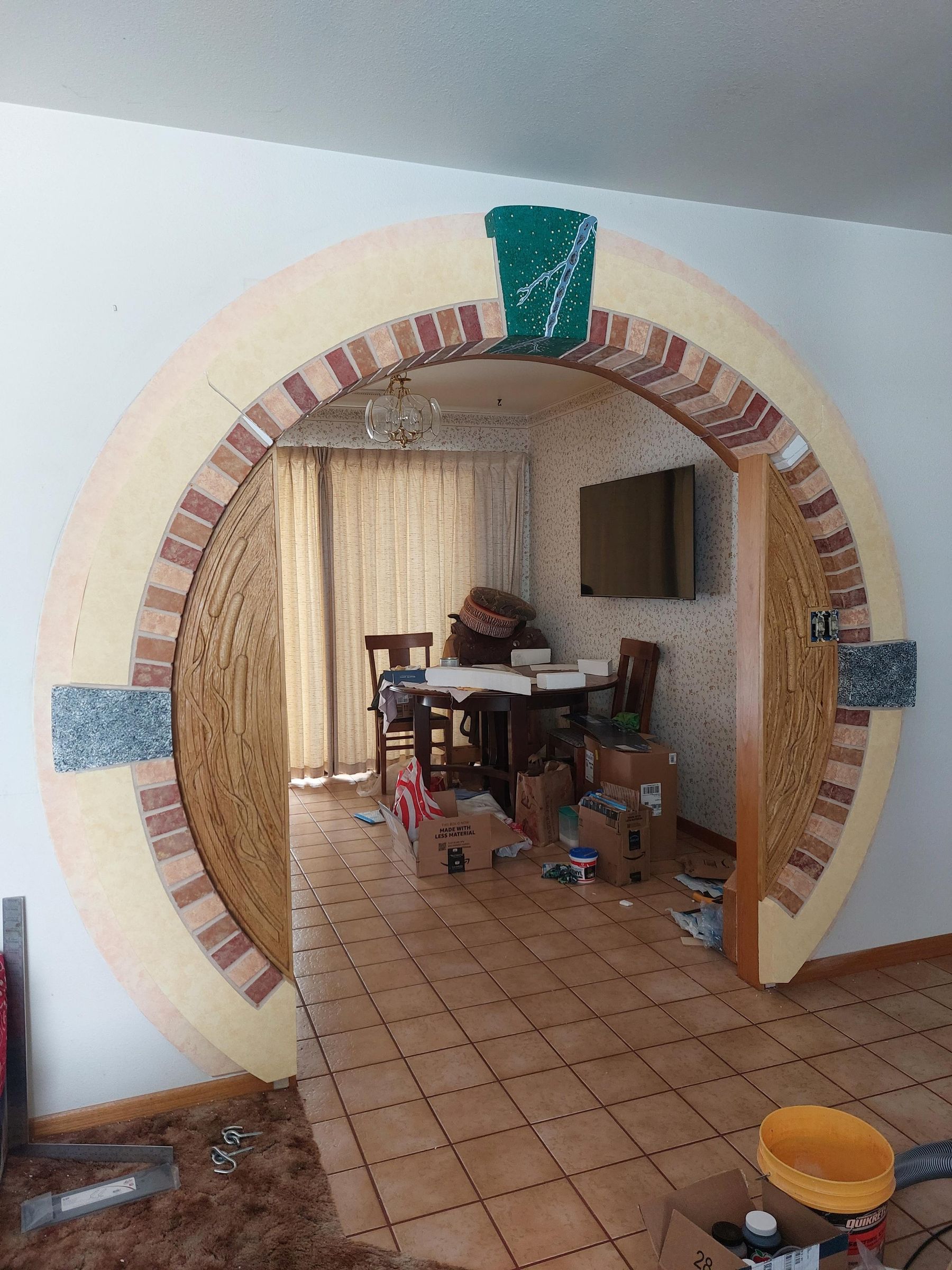 Easy Hobbit Doorway : 8 Steps (with Pictures) - Instructables