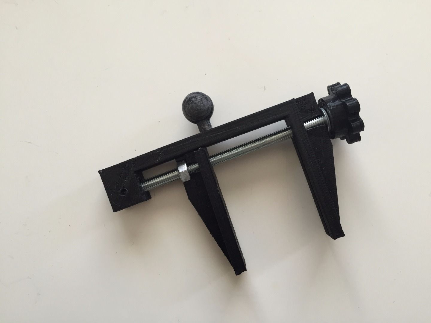 How to Make a 3D Printed PCB Vise! : 4 Steps (with Pictures ...
