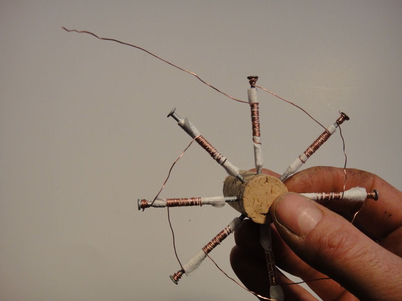 Make a Photon Flower That Lights Up When You Water It With Lemon Juice ...