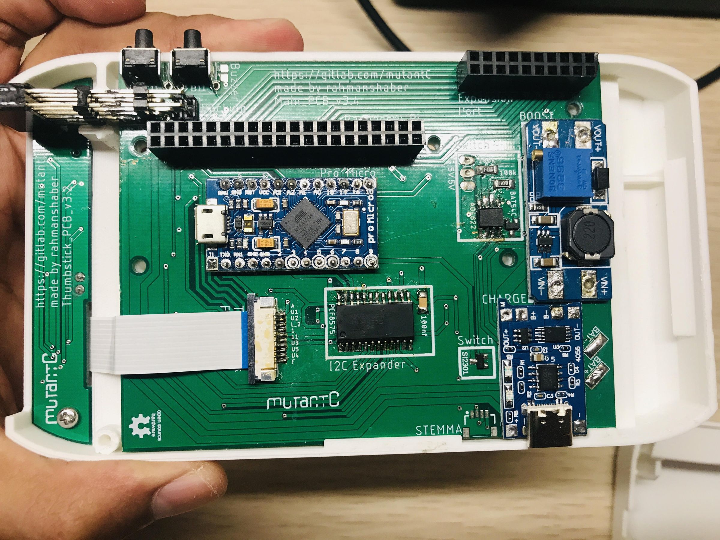 MutantC V3 - Modular and Powerful HandHeld PC : 9 Steps (with Pictures) - Instructables