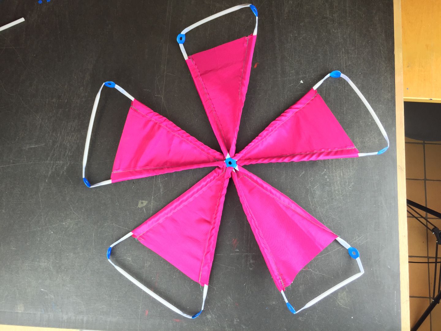 Strawbees Windmill : 5 Steps (with Pictures) - Instructables