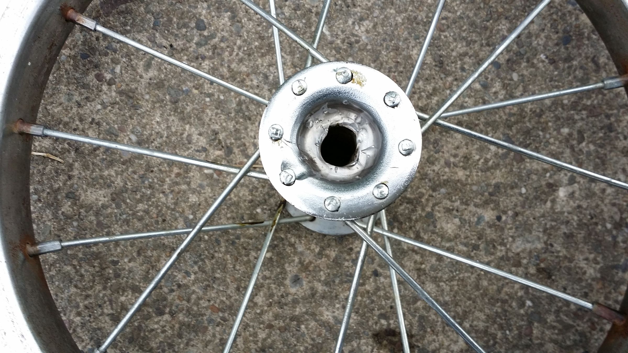 How to Service a Bike Hub : 7 Steps (with Pictures) - Instructables