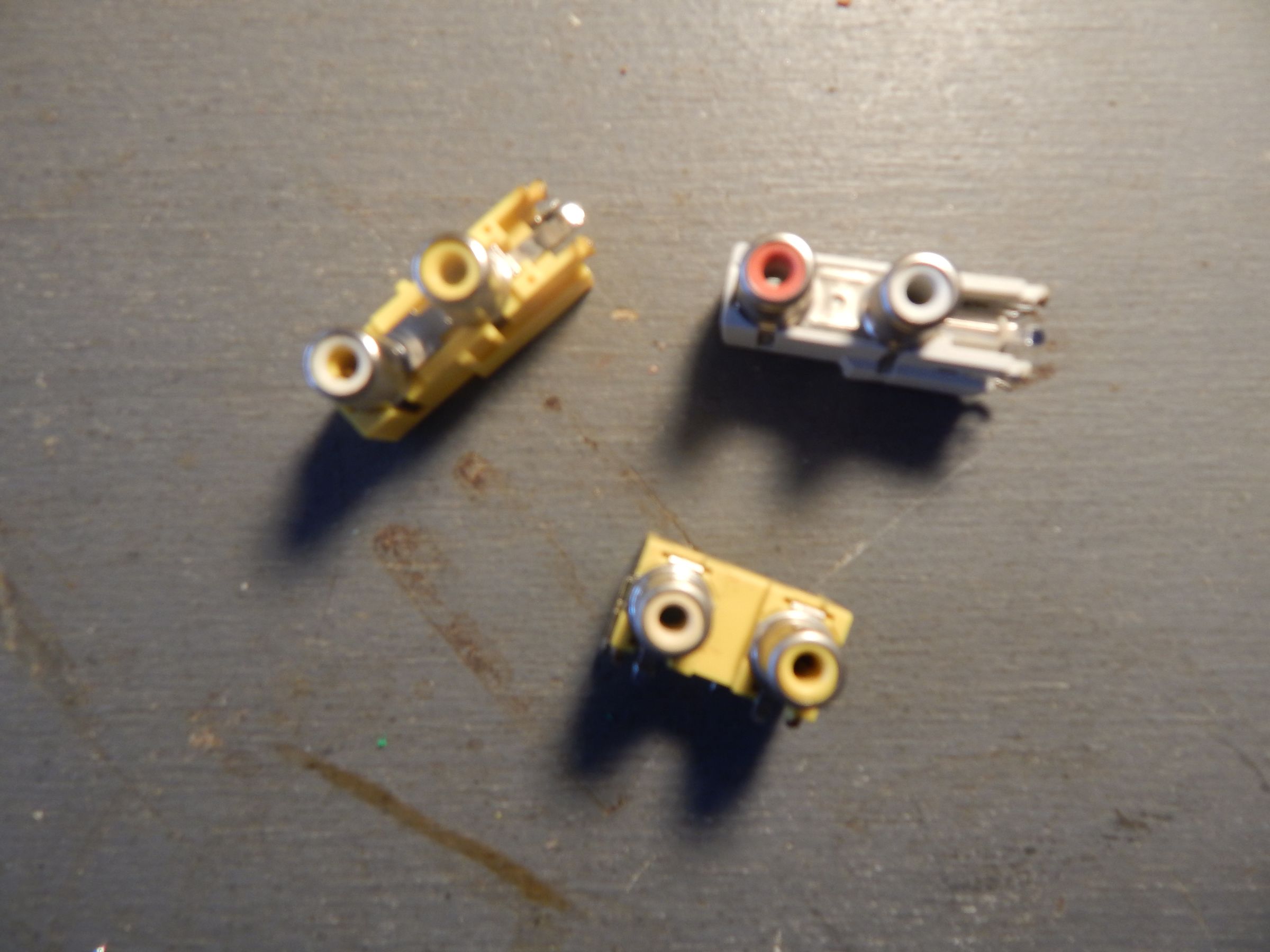 Audio/Video Cable ( RCA Connector ) Splicer/Splitter From Salvage : 3 ...