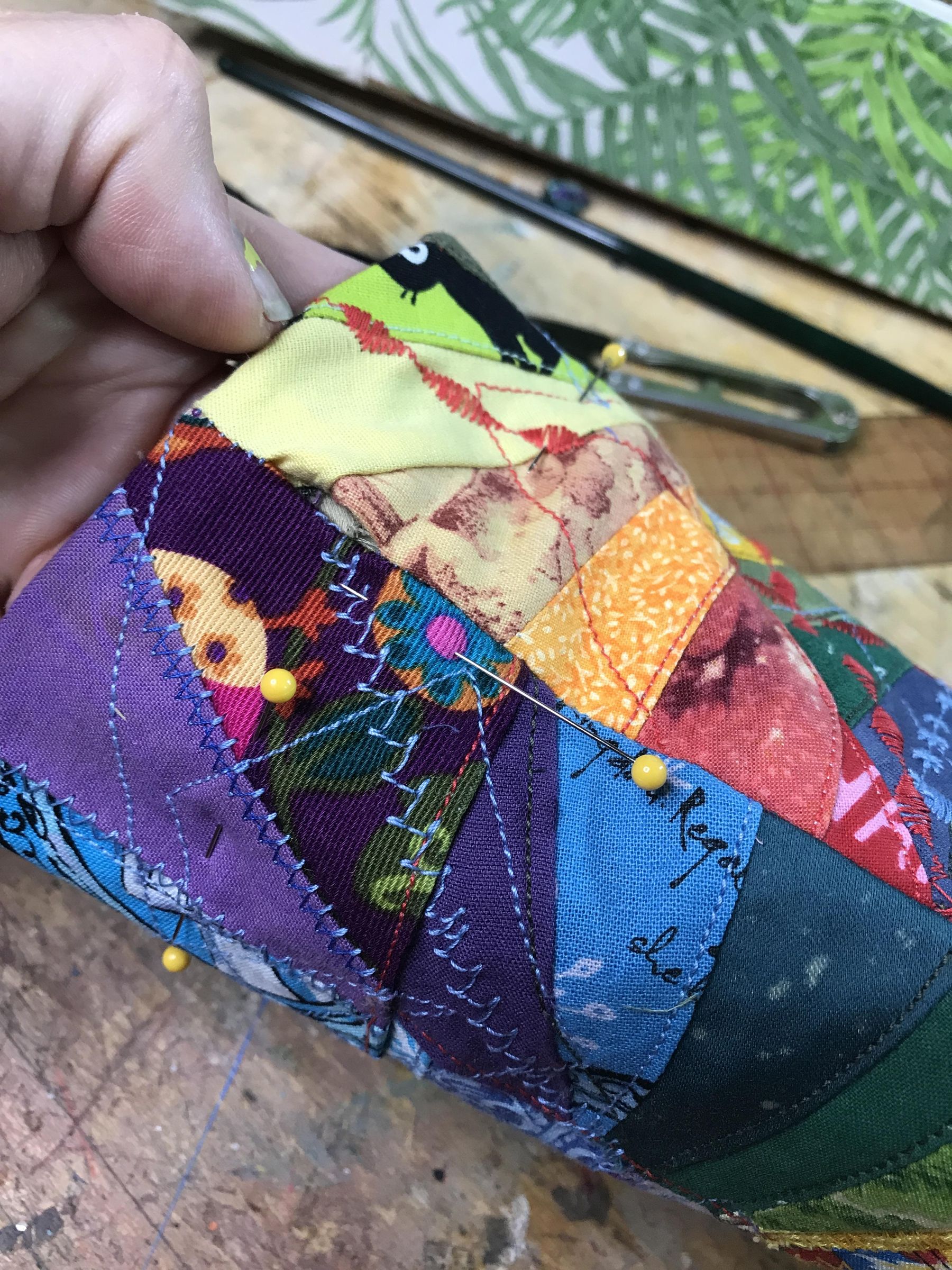 Rainbow Drawstring Tarot Deck / Stash Bag From Fabric Scraps : 9 Steps ...