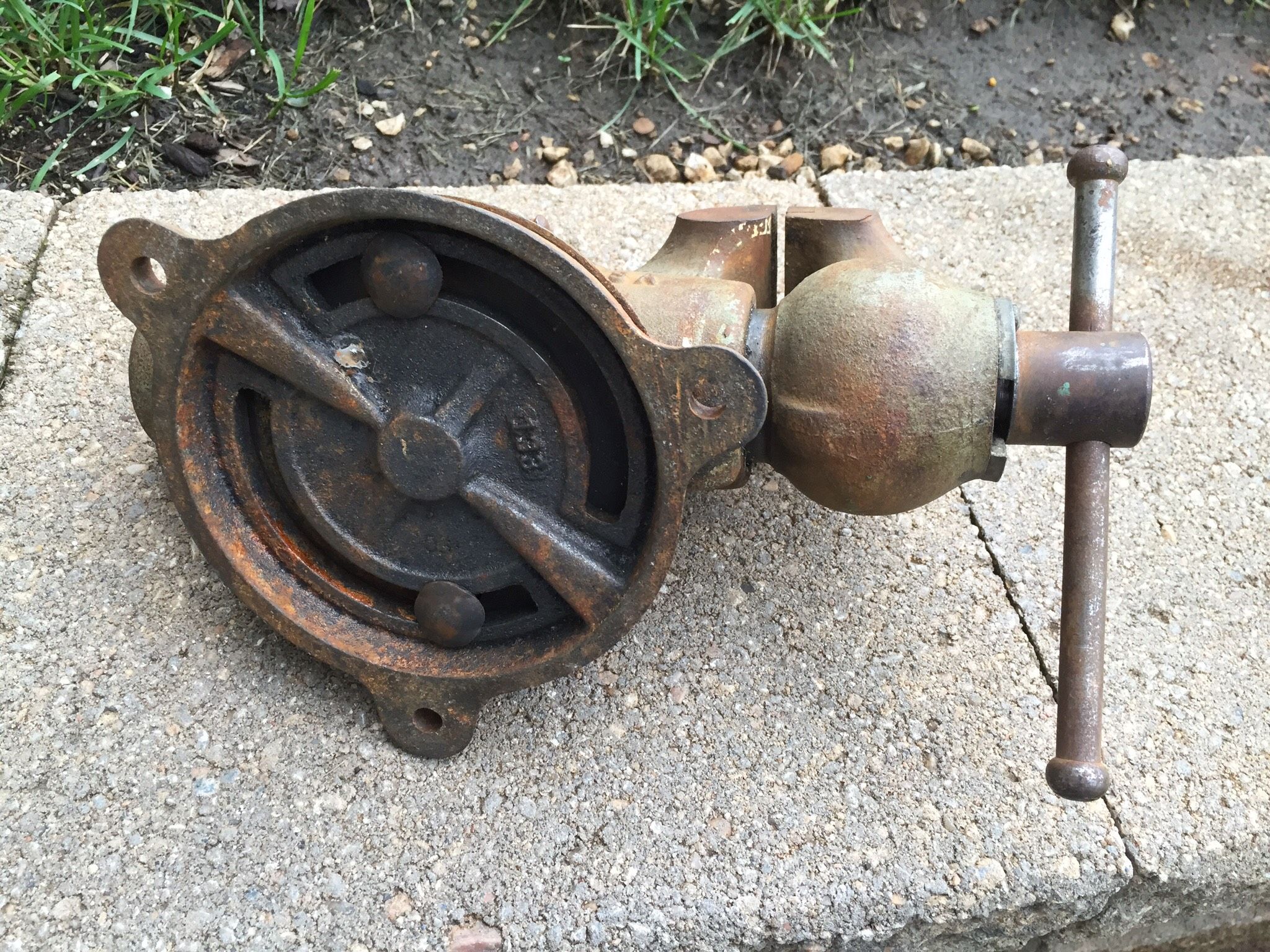 Restoration of Wilton Bullet Vise : 6 Steps (with Pictures) - Instructables