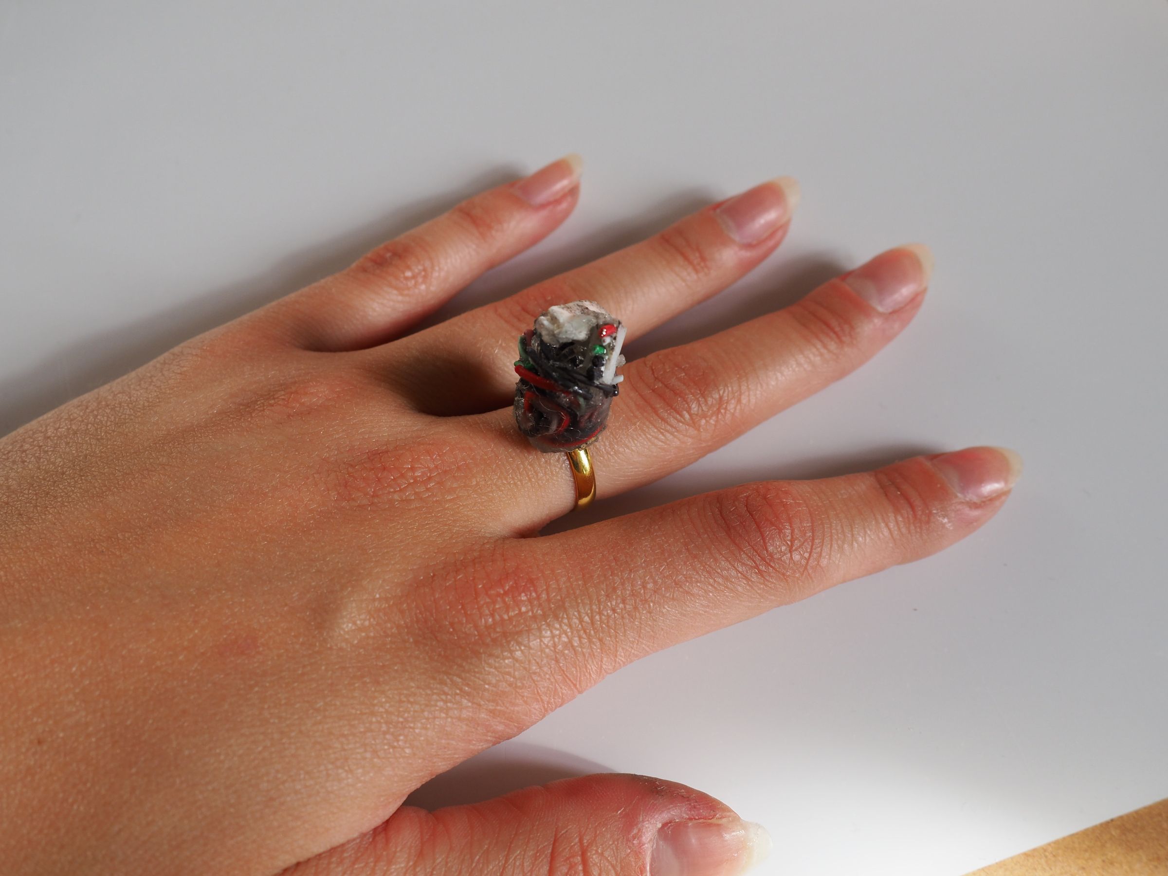 E-waste Ring : 6 Steps - Instructables