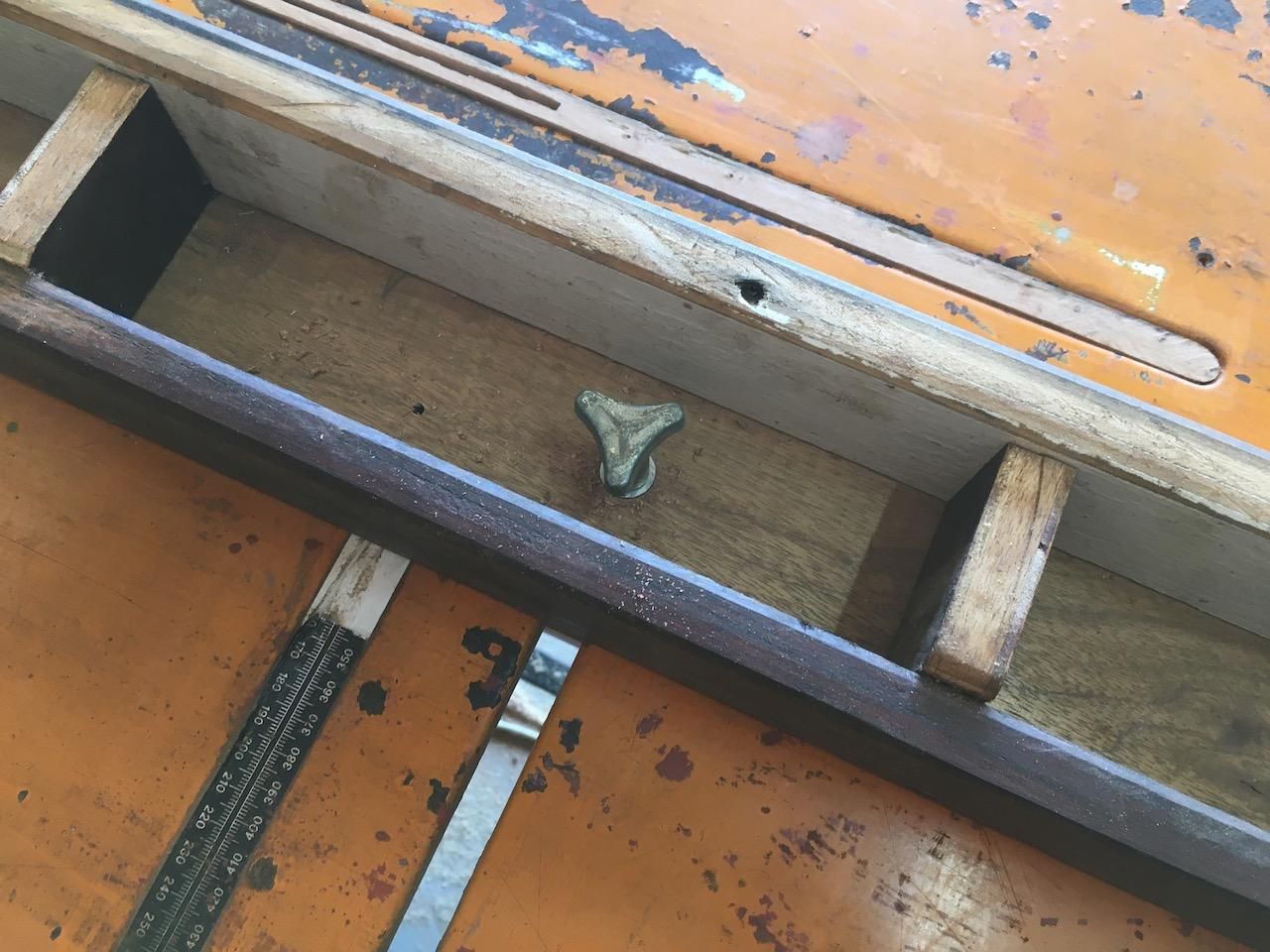 New Ripping Fence for an Old Triton : 5 Steps - Instructables