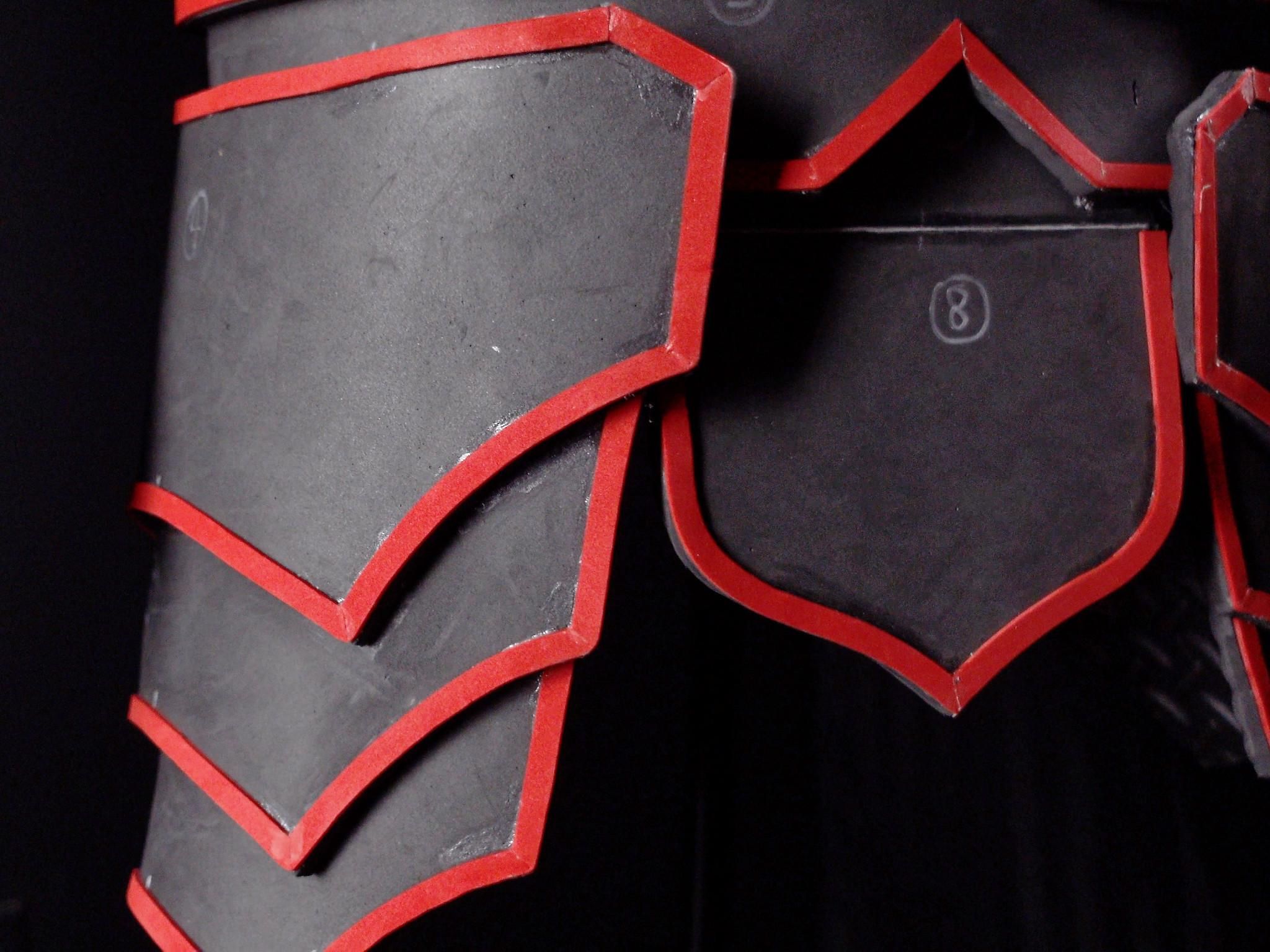 Make Knight Armor From a Floormat and Hot Glue! : 35 Steps (with ...