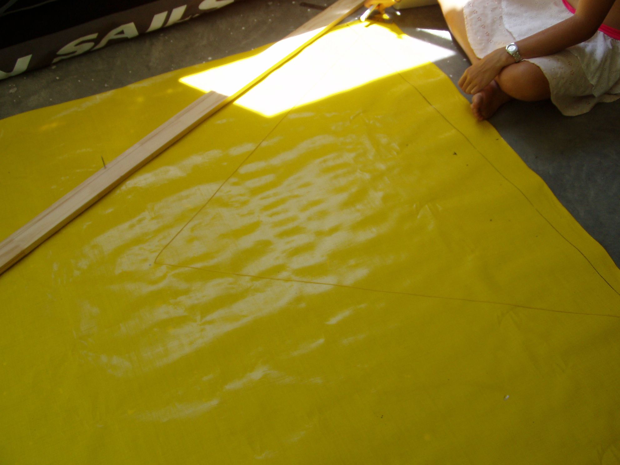 Polytarp Sailmaking - Crab Claw : 8 Steps - Instructables