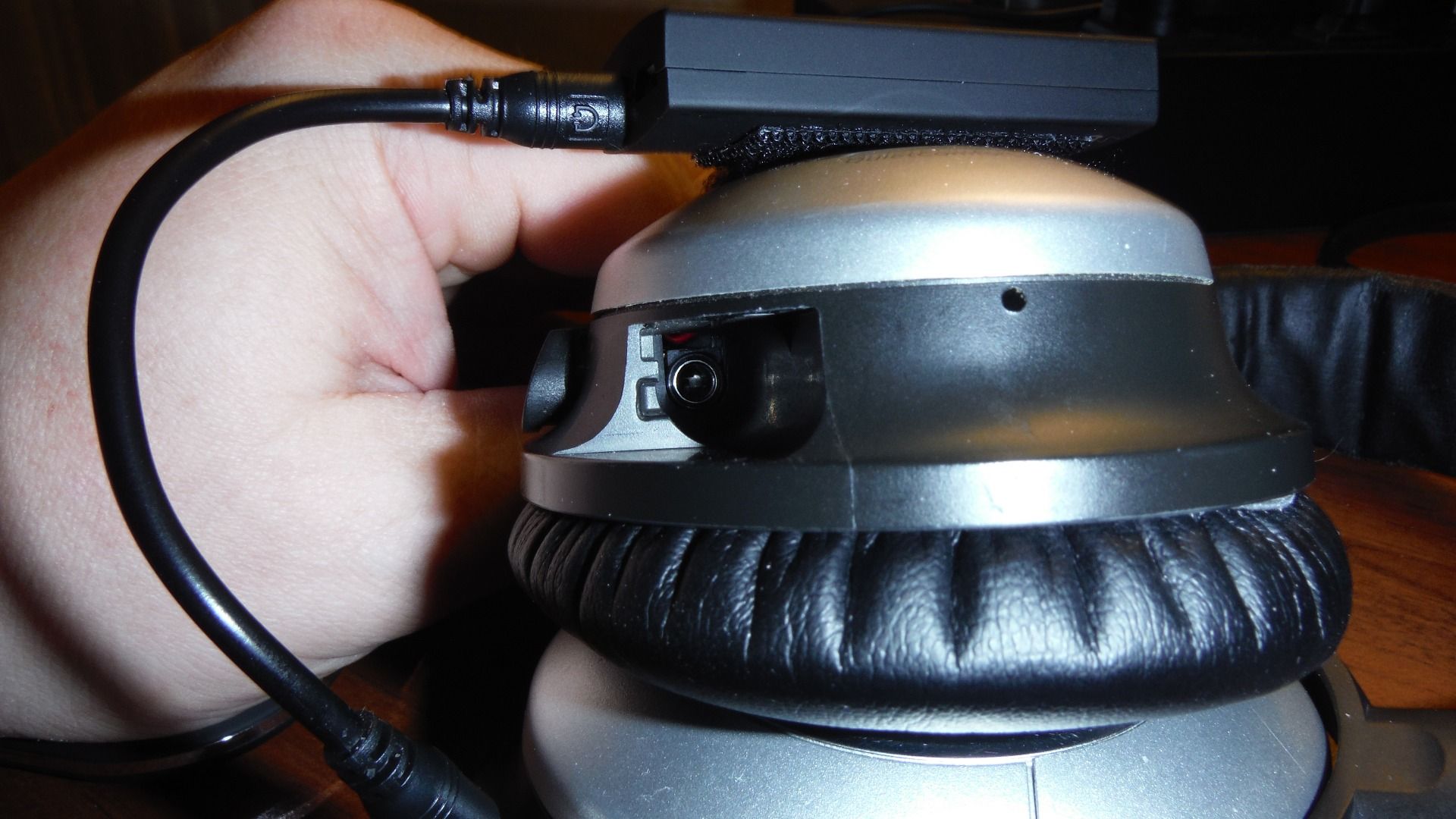 Adding Bluetooth to Bose QC 15 Without Soldering : 4 Steps - Instructables