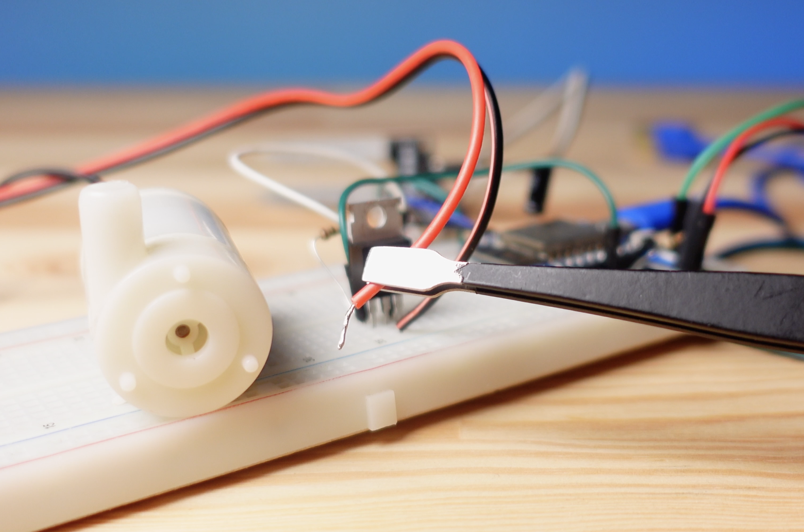 Build a Self Watering System (Soil Moisture Sensor - Water Pump - Water ...