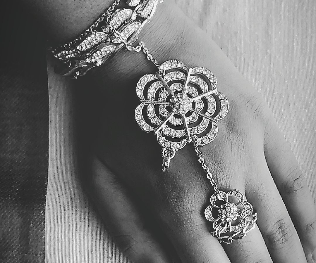 DIY Hand Harness at Home!!! : 4 Steps - Instructables