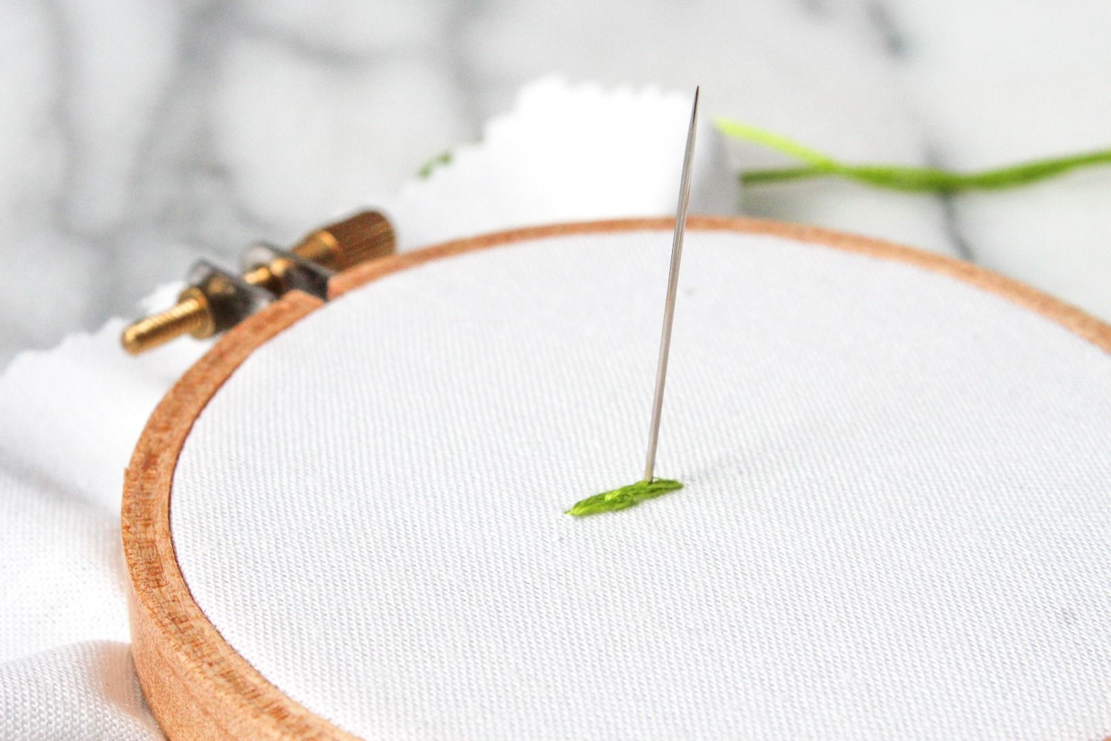 Embroidery How To: Split Stitch - Instructables