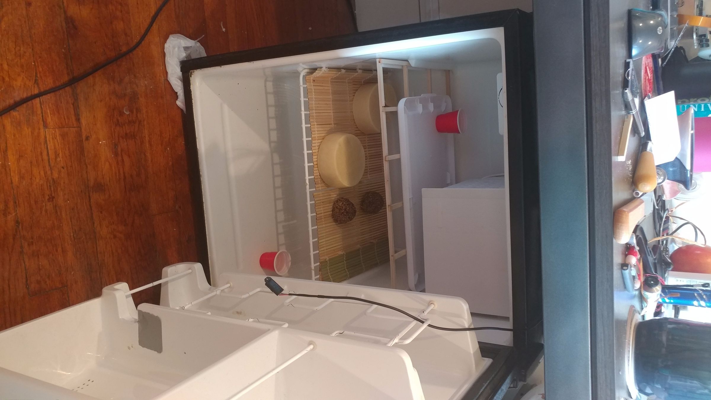 $3 Fridge Shelf : 6 Steps (with Pictures) - Instructables