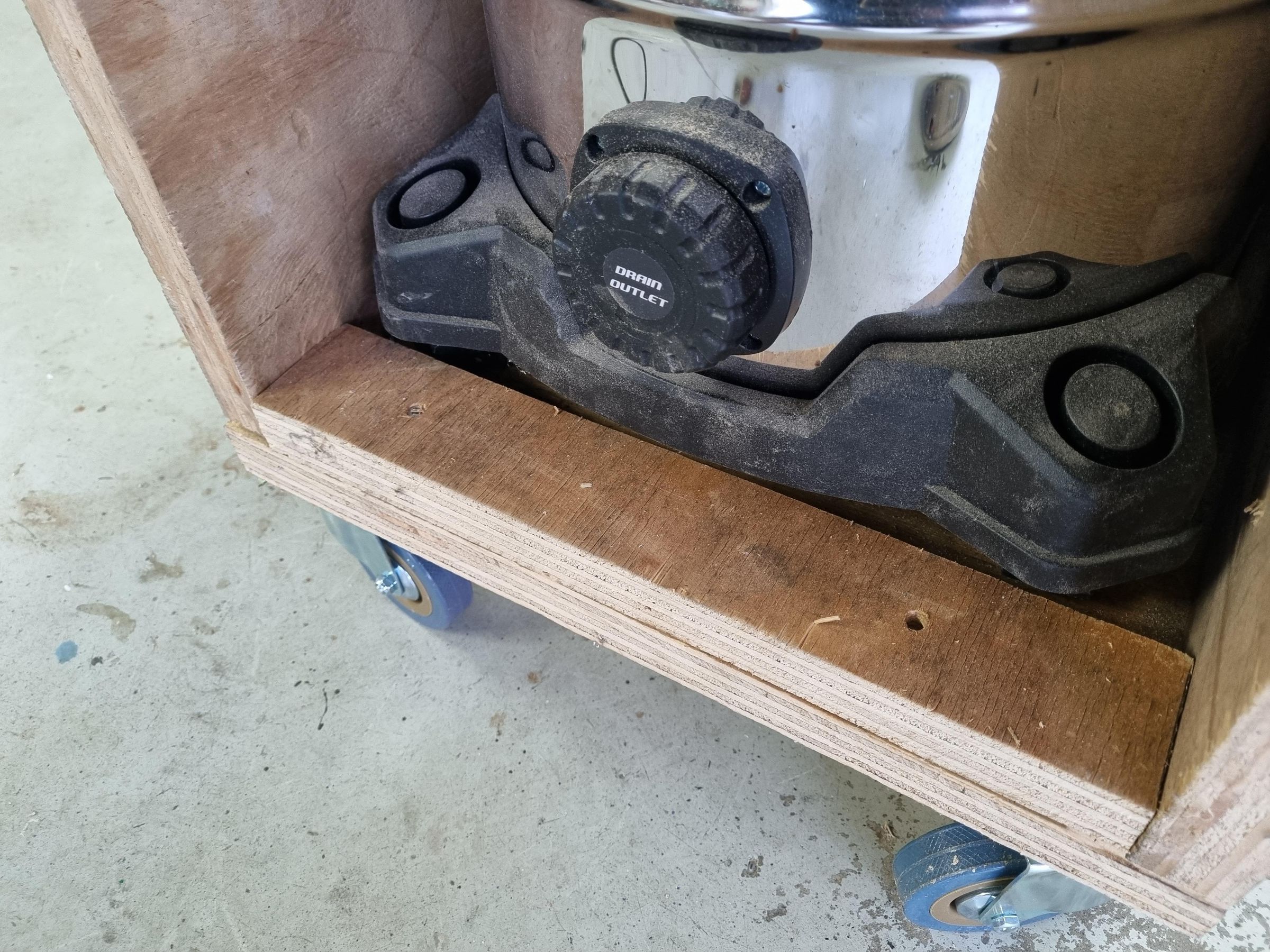 Shop Vac : 8 Steps (with Pictures) - Instructables