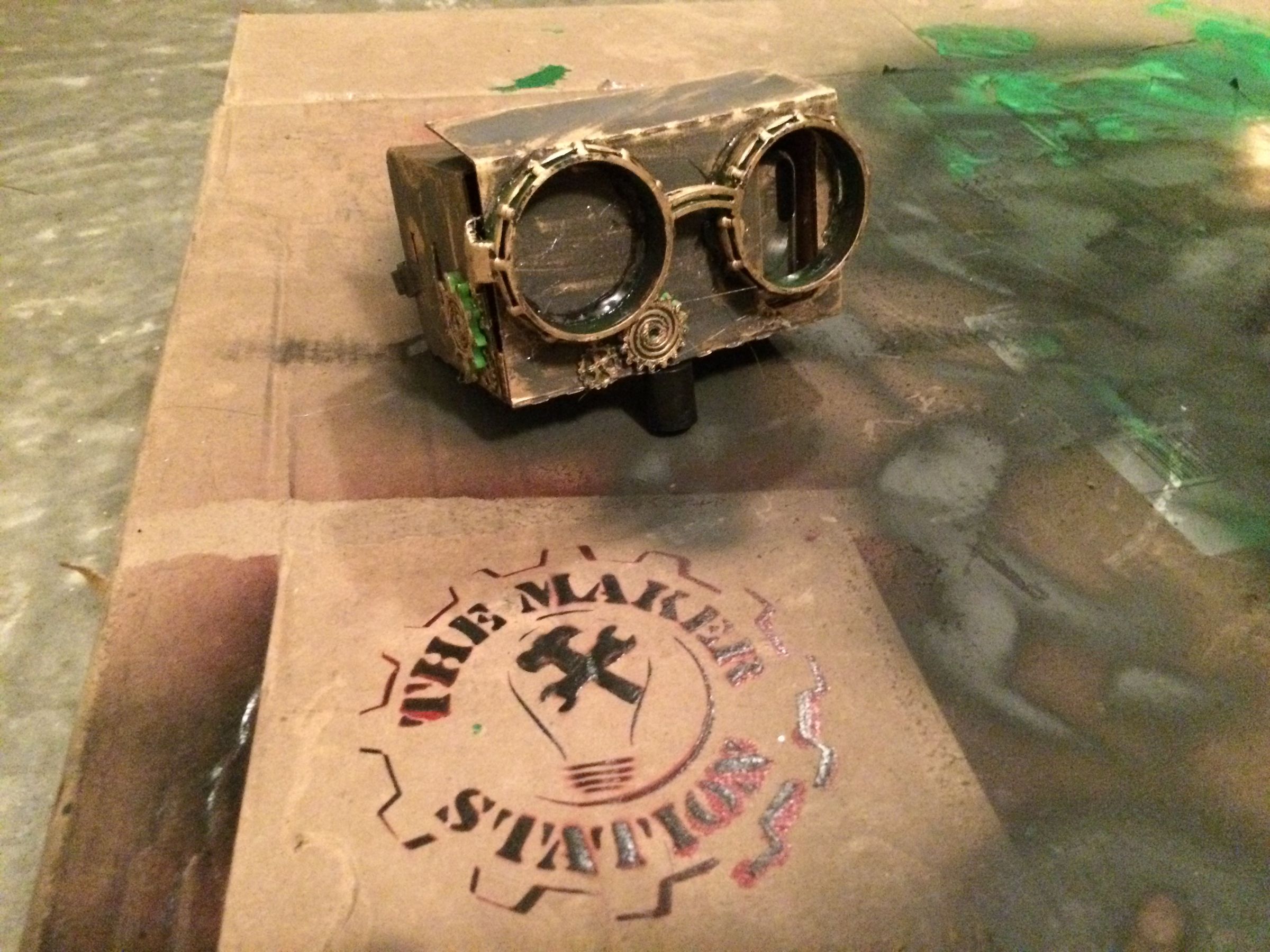 SteamPunk DodoCase VR Goggles Build Night : 7 Steps - Instructables