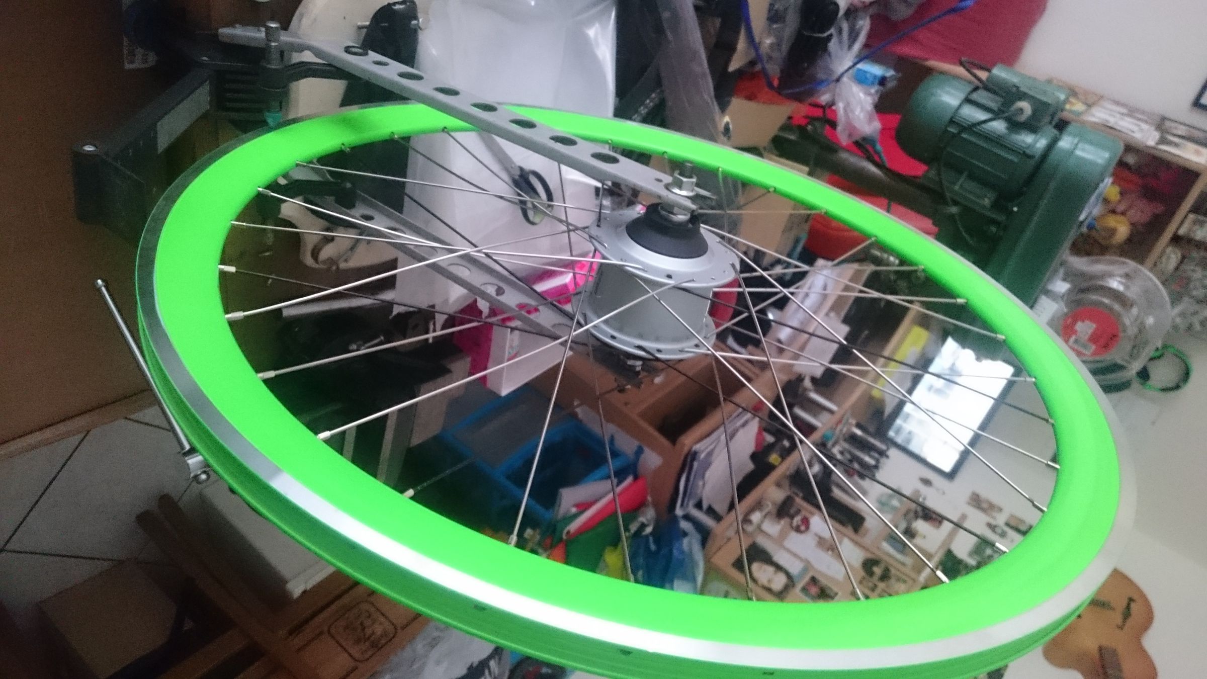 Lacing Bike Wheel : 36 Holes Hub to 32 Holes Rim : 5 Steps - Instructables