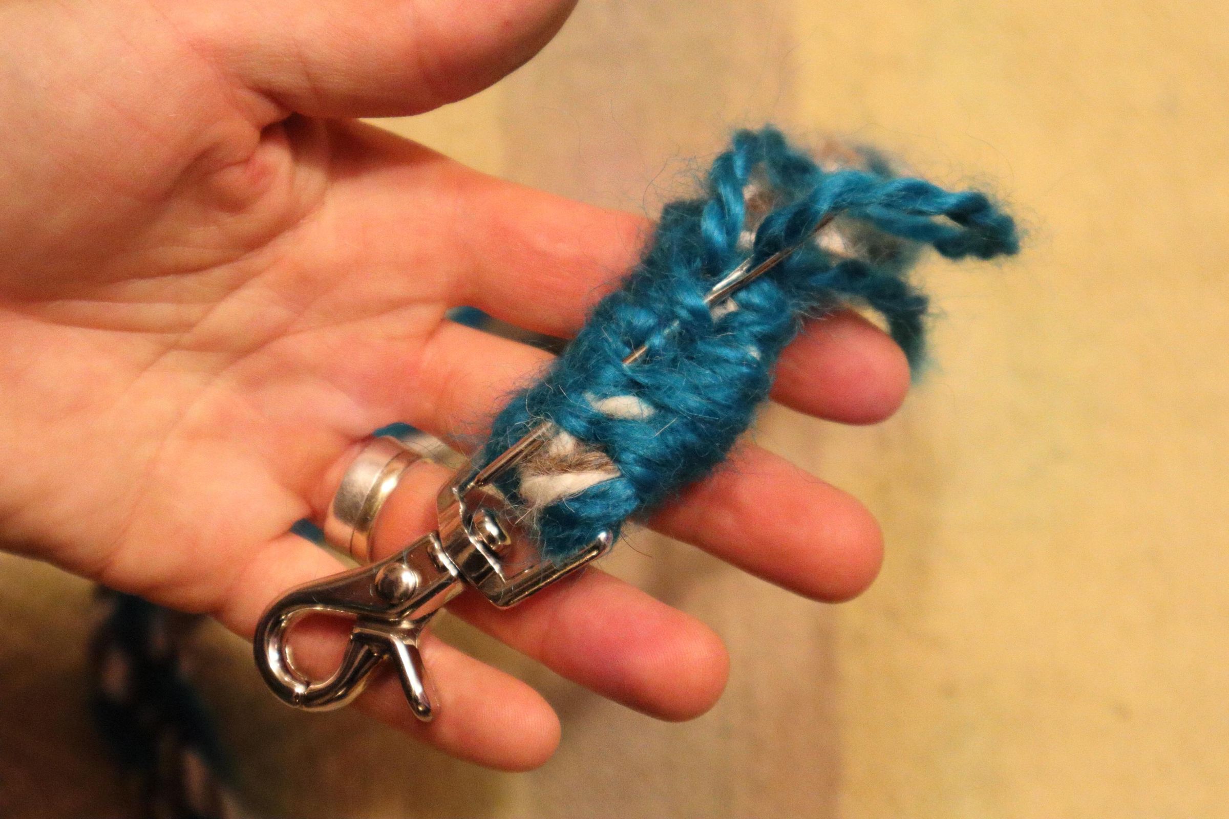 Four Strand Flat Braid Mohair Reins : 9 Steps (with Pictures ...