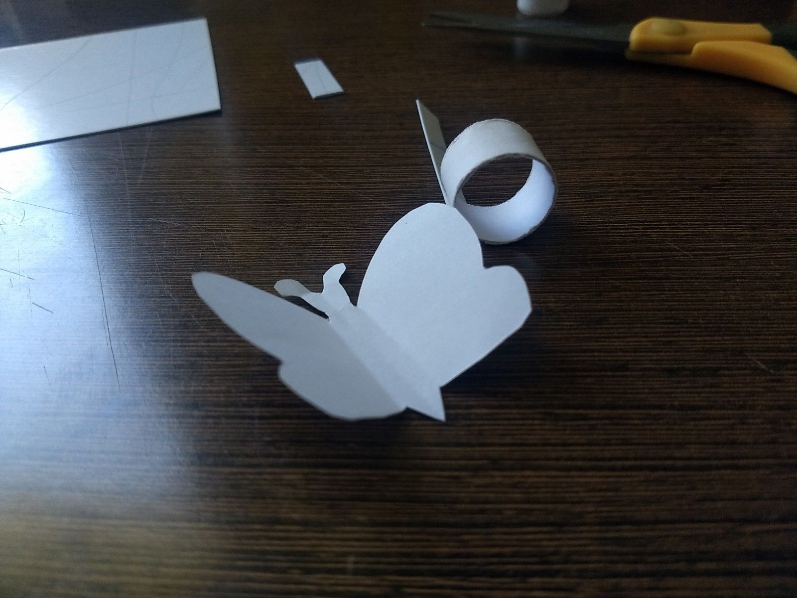 Paper Animatronic Butterfly : 5 Steps - Instructables