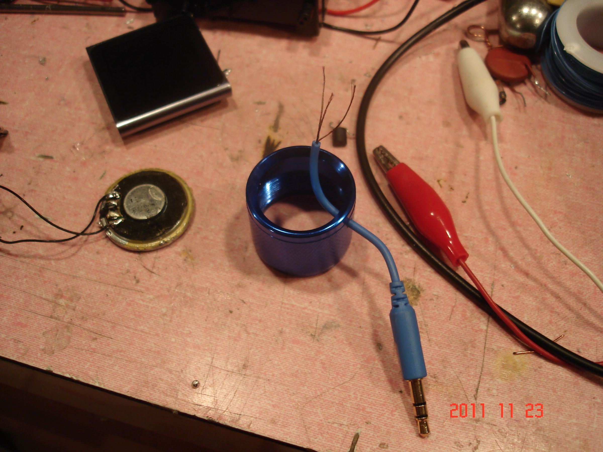 IPod Powered Amplified Speaker : 4 Steps - Instructables