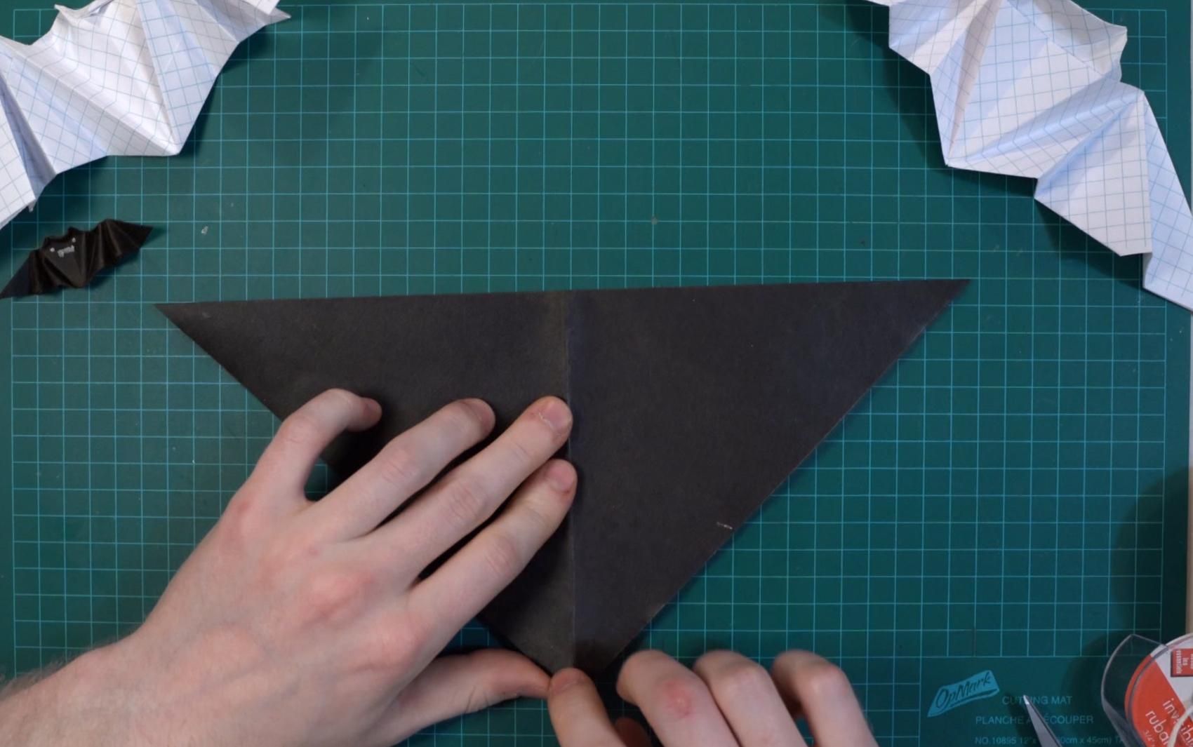 How to Make a Origami Bats : 7 Steps (with Pictures) - Instructables