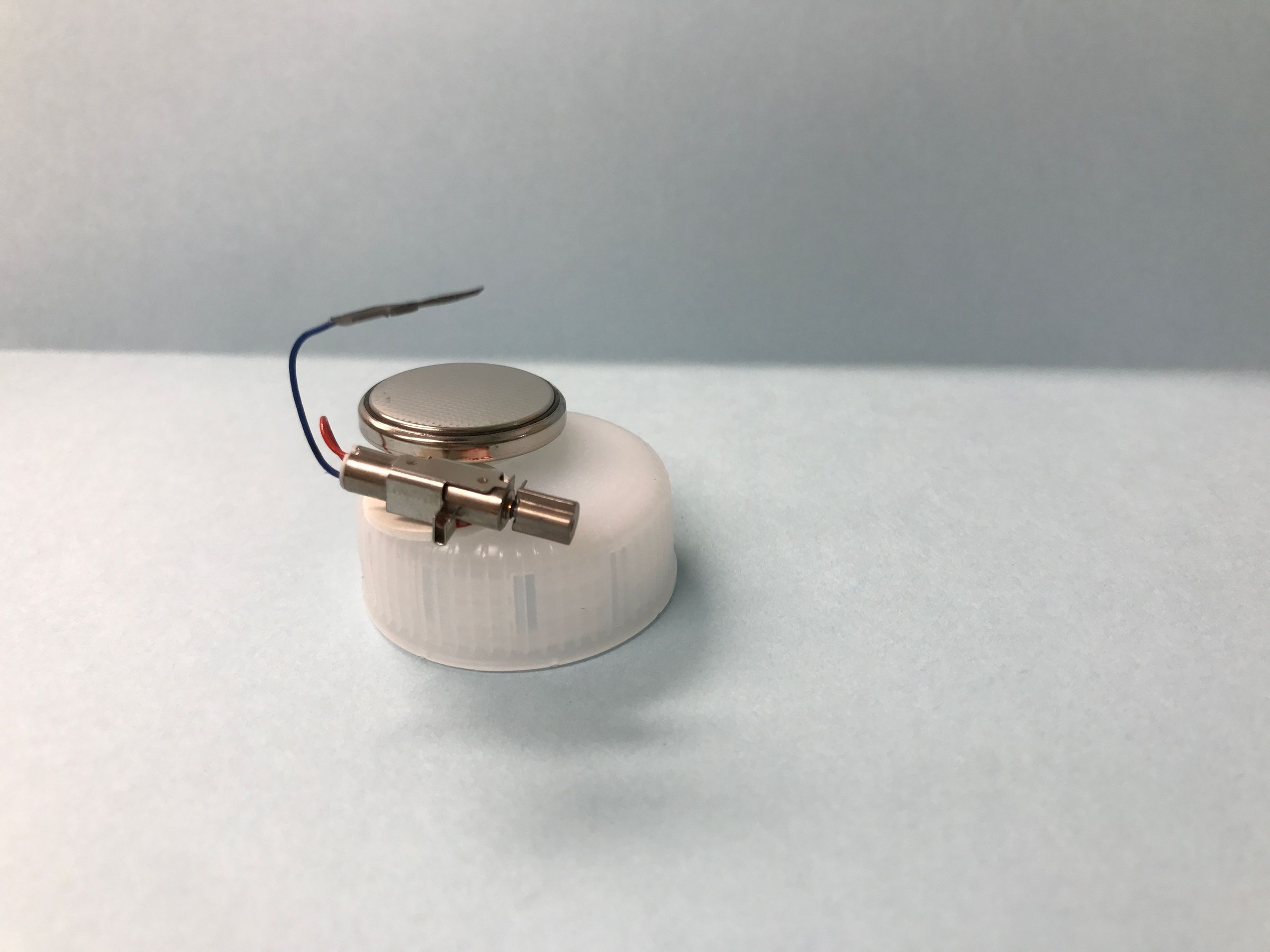 Bottle Lid Bots (easy for Kids, No Solder) : 3 Steps (with Pictures ...