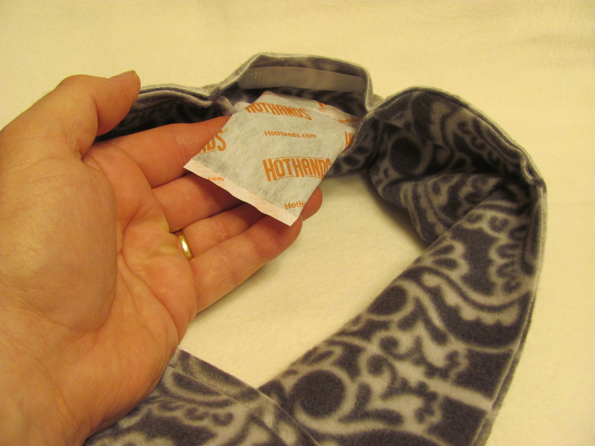 Heated Scarf - Long Lasting : 7 Steps (with Pictures) - Instructables
