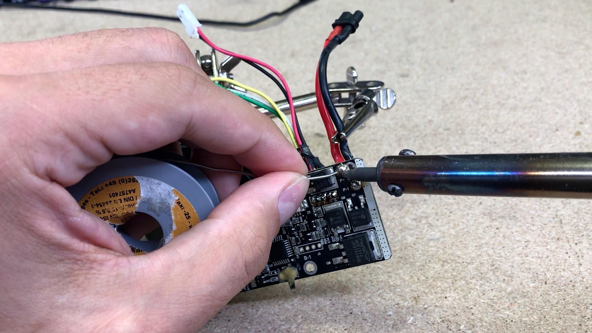 Xiaomi M365 Electric Scooter Battery Repair : 12 Steps - Instructables