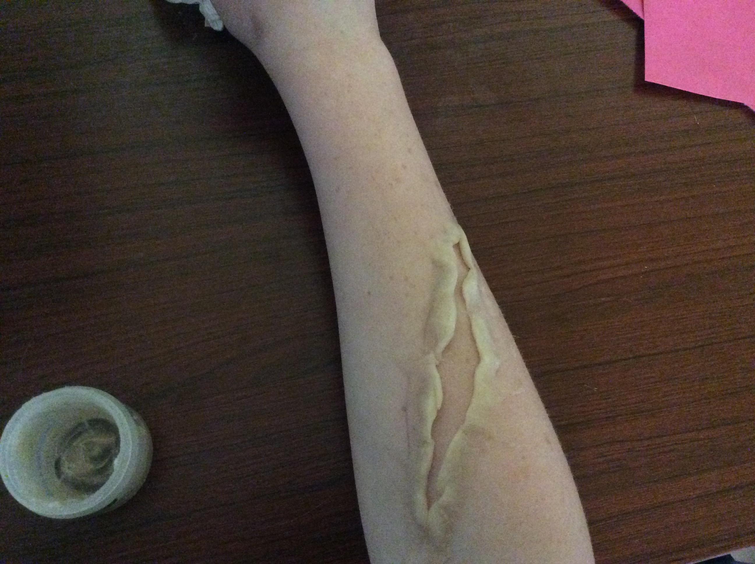 Zombie Halloween Costume : 7 Steps - Instructables