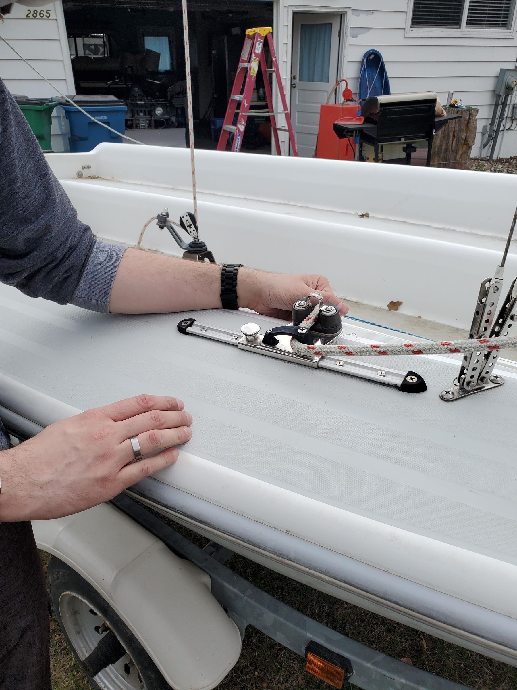 How to Rig a Catalina Capri 16.5 Sailboat : 11 Steps - Instructables