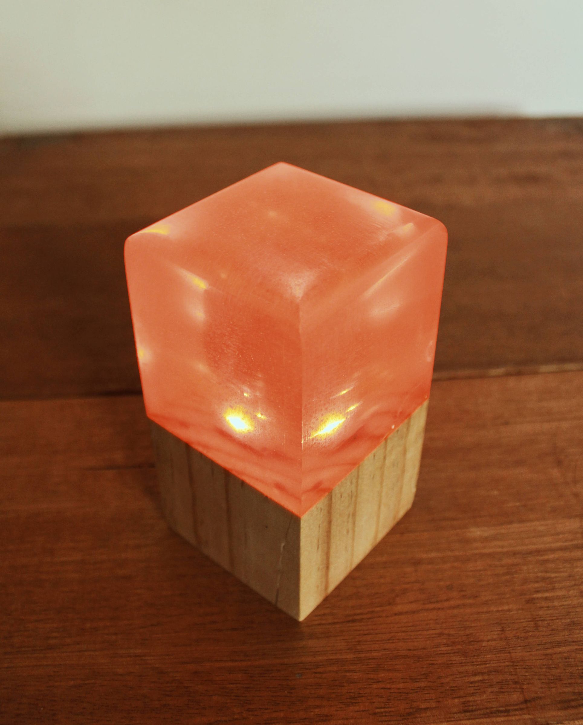 LED Resin Lamp V4 : 13 Steps (with Pictures) - Instructables