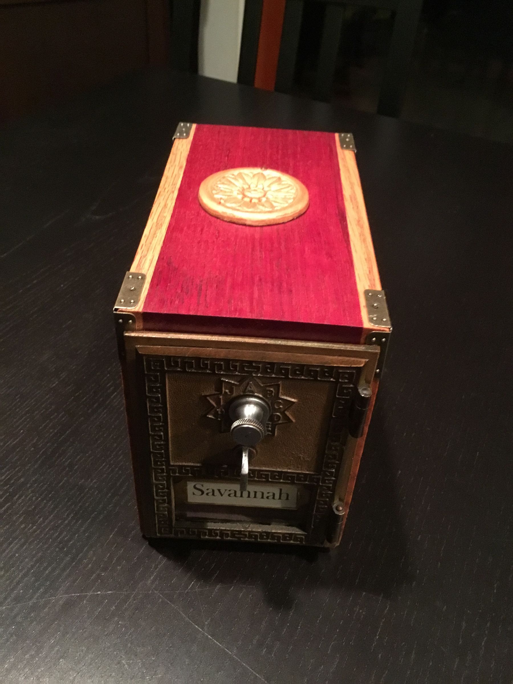 Post Office Box Piggy Bank/Safe. : 5 Steps (with Pictures) - Instructables