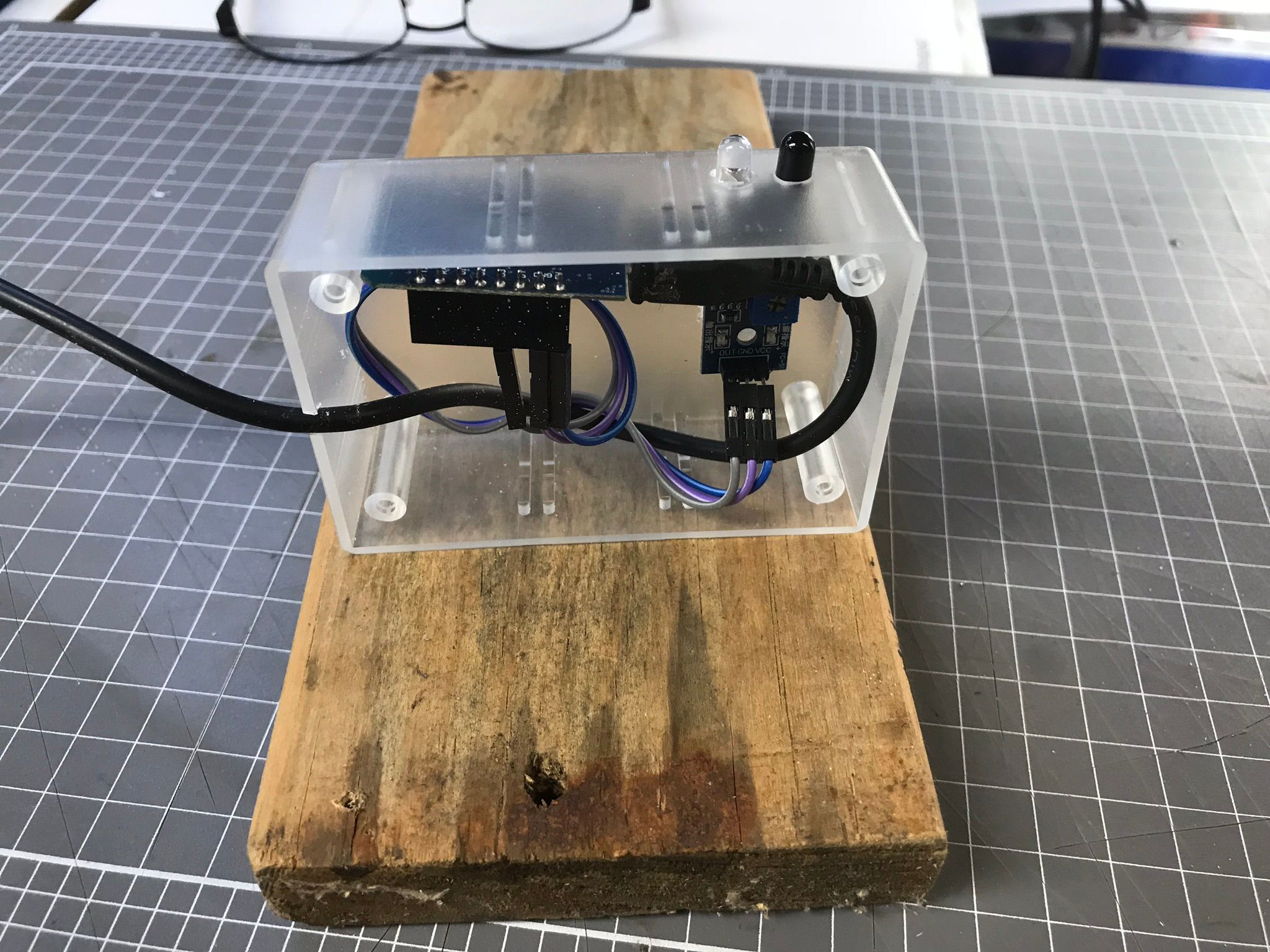 Arduino Garage Door Alarm With Blynk : 3 Steps - Instructables