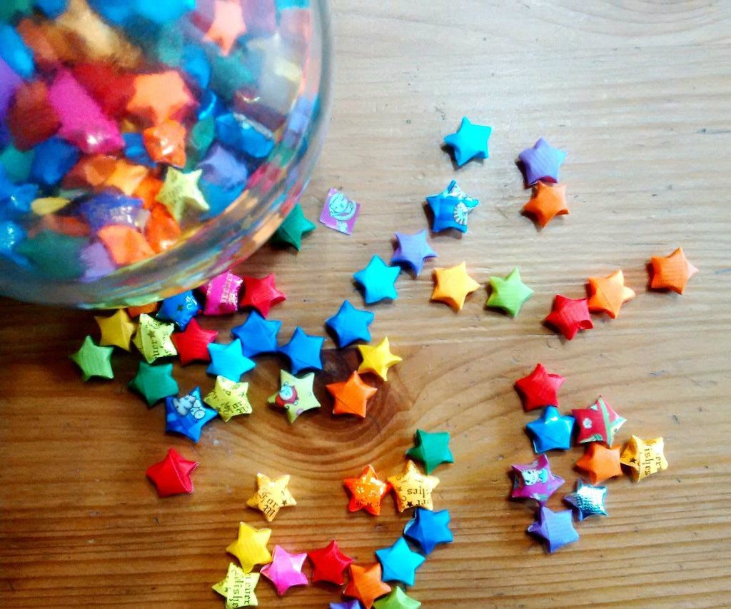 Origami Wishing Stars (aka. Lucky Stars ) : 4 Steps (with Pictures ...