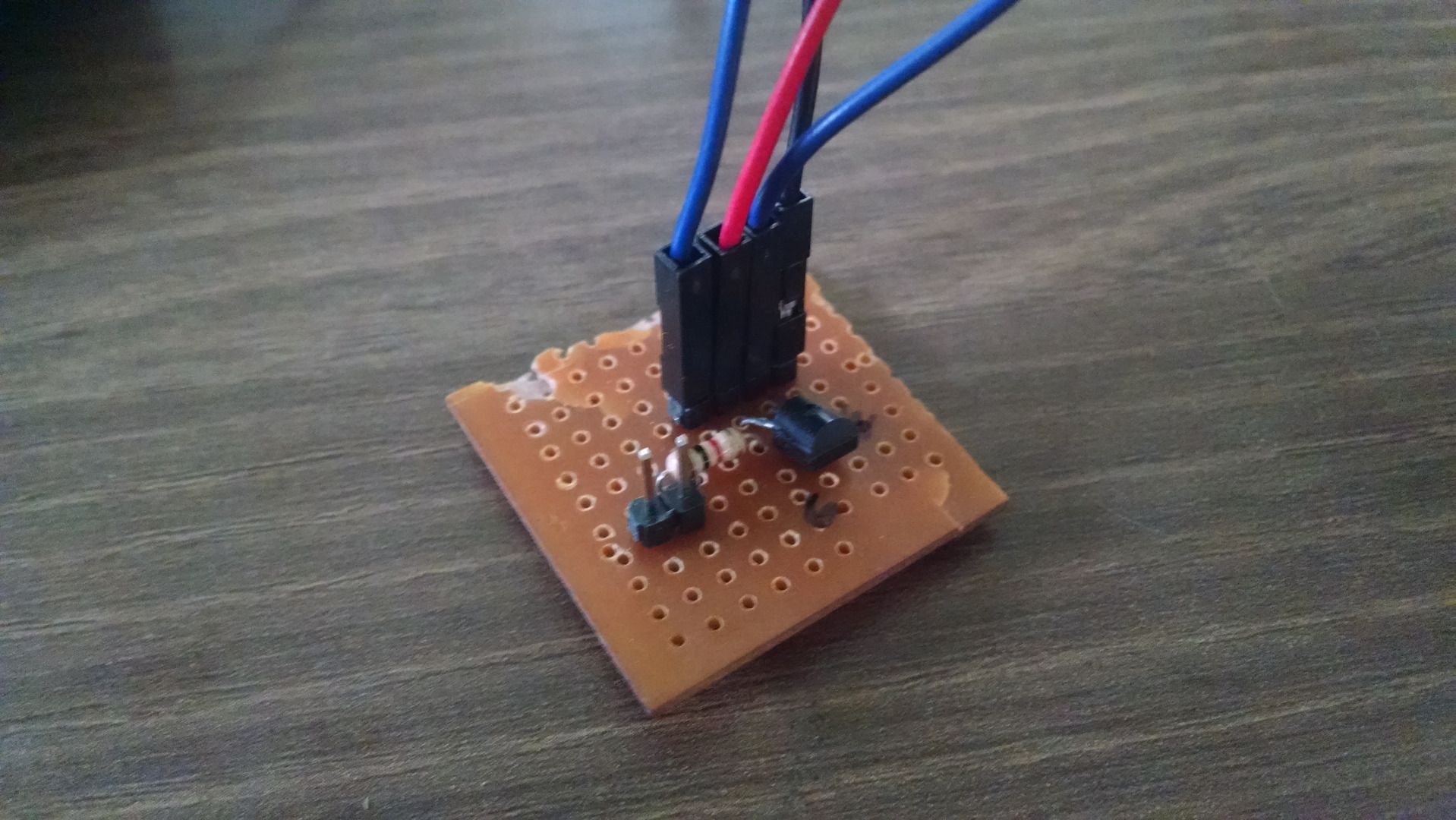 Bump Detector for Robots With Aluminum Foil : 4 Steps - Instructables